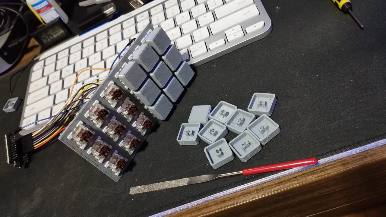 18 Key Macro Keyboard by Felipe Furst | Download free STL model ...