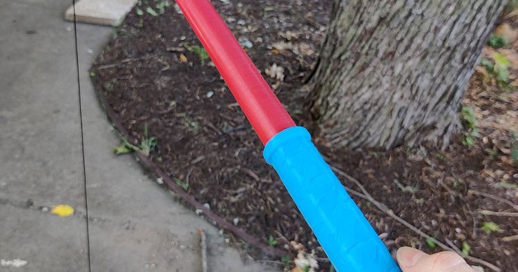 Telescoping Cat Saber - Retractable Cat Wand Toy! por Tony Youngblood ...