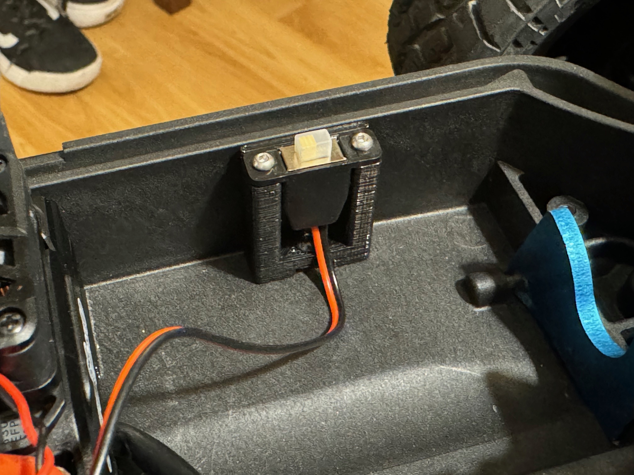 Pro4 SC10 ESC switch mount by jrsone | Download free STL model ...