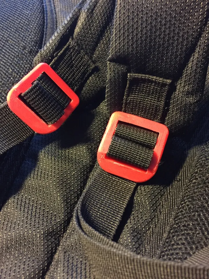 Strap lock for bags by Per Mejdal Rasmussen | Download free STL model ...