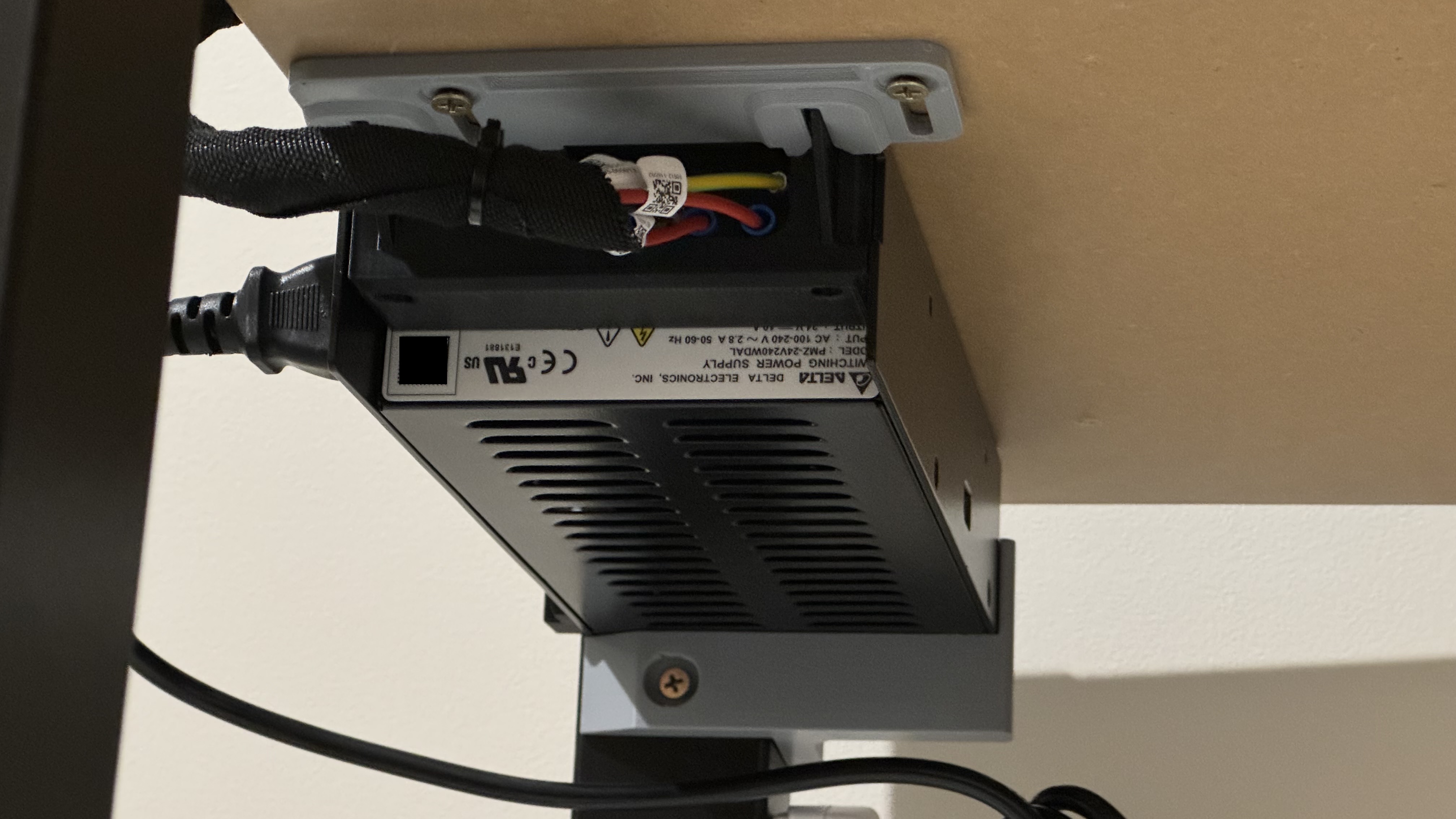 Alternate PSU Mount for Prusa Lack Enclosure V2 by lokthelok | Download ...
