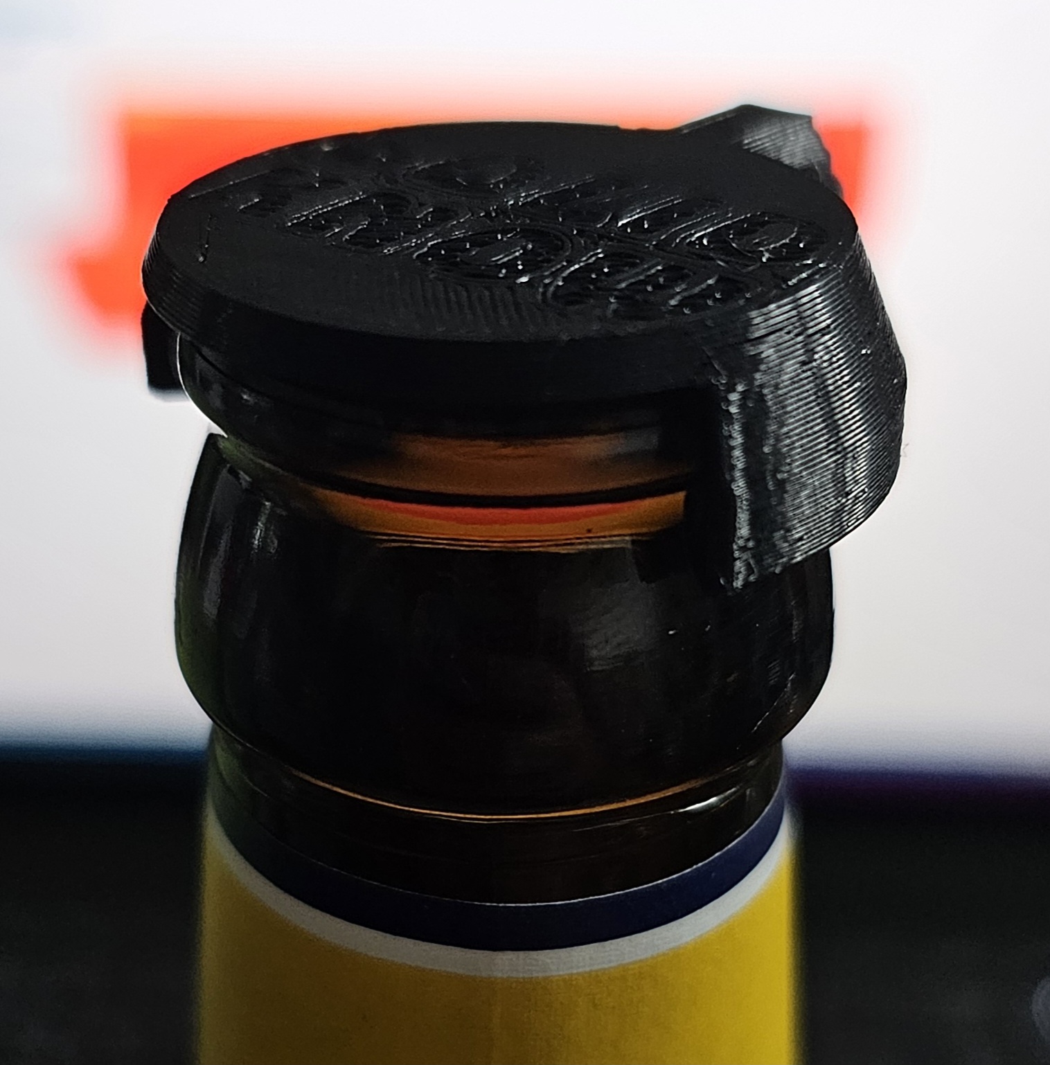 Beer bottle cap (Insect protection) by SolidKnow | Download free STL ...