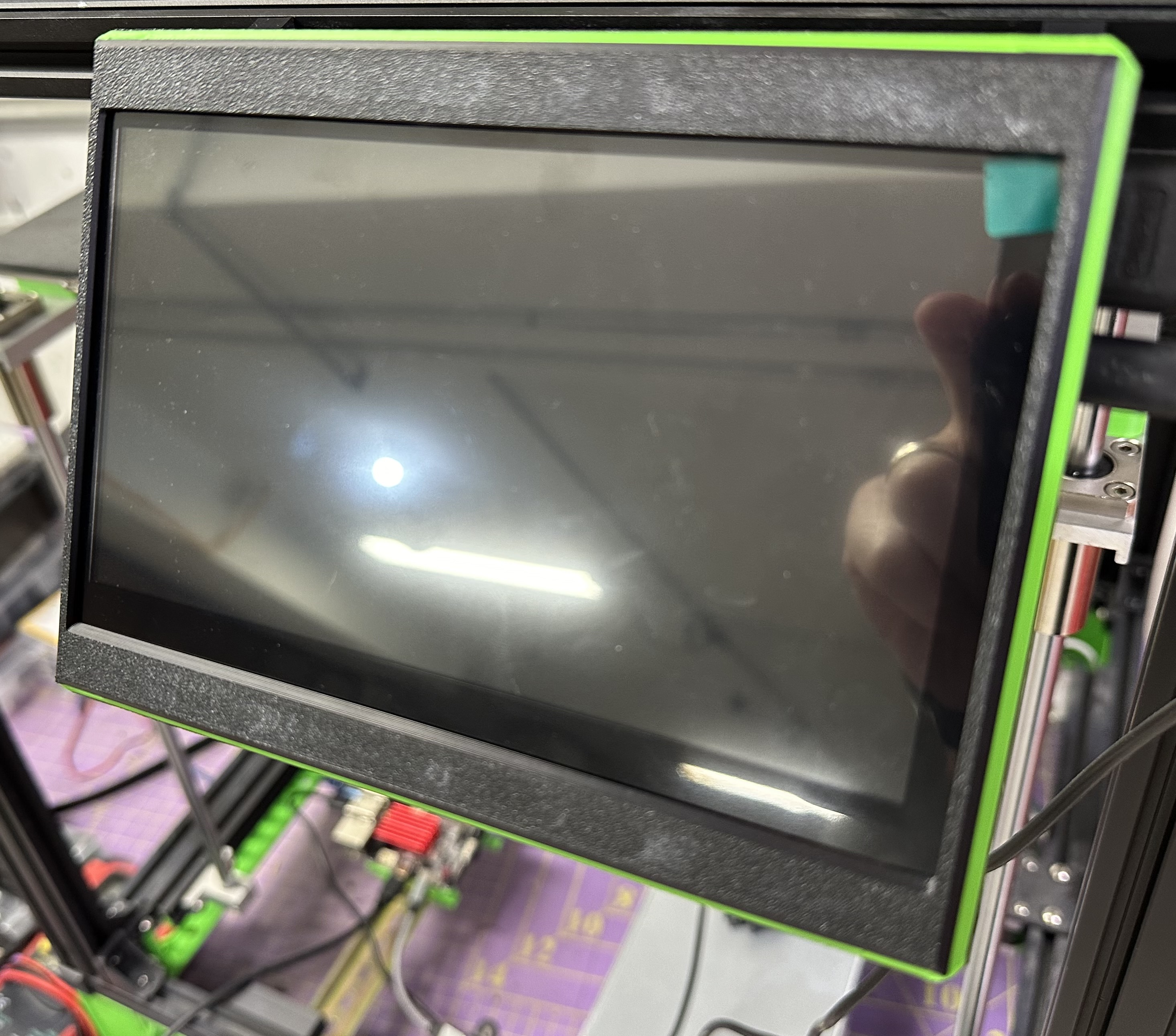 7in LCD Frame by bhouin | Download free STL model | Printables.com