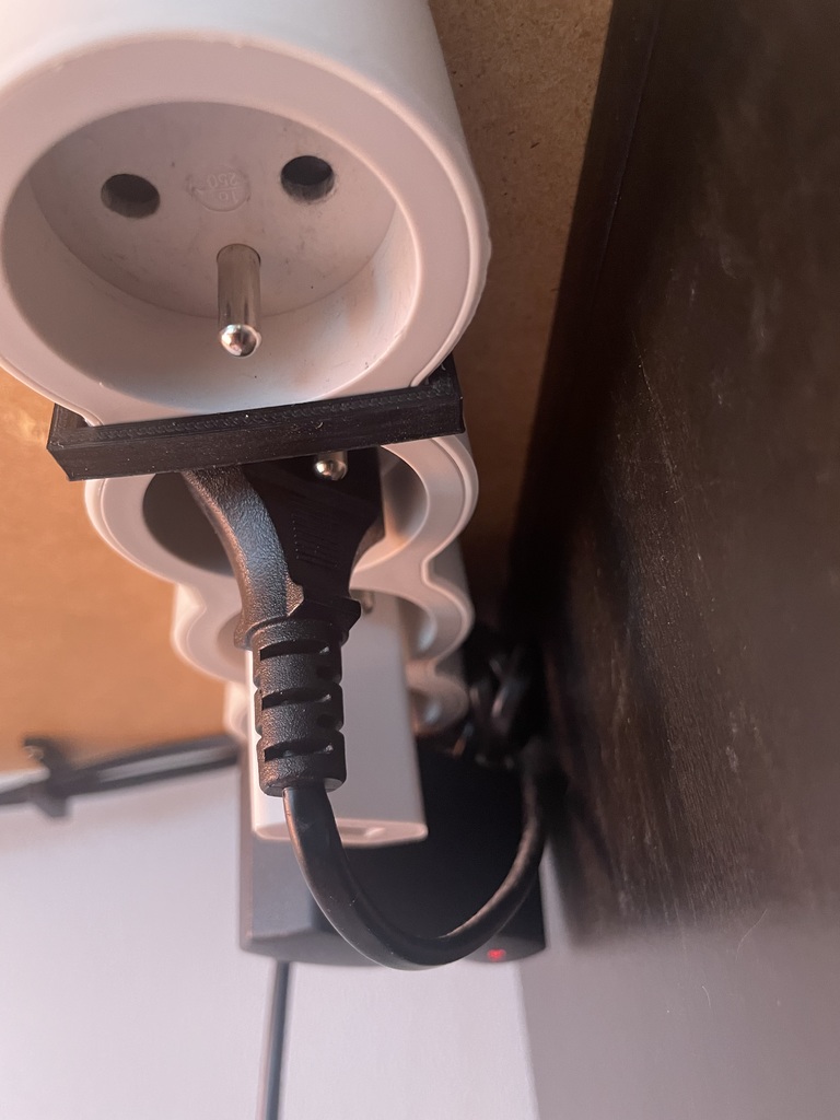 multi socket holder -- support pour multiprise by noe.brl_ | Download ...