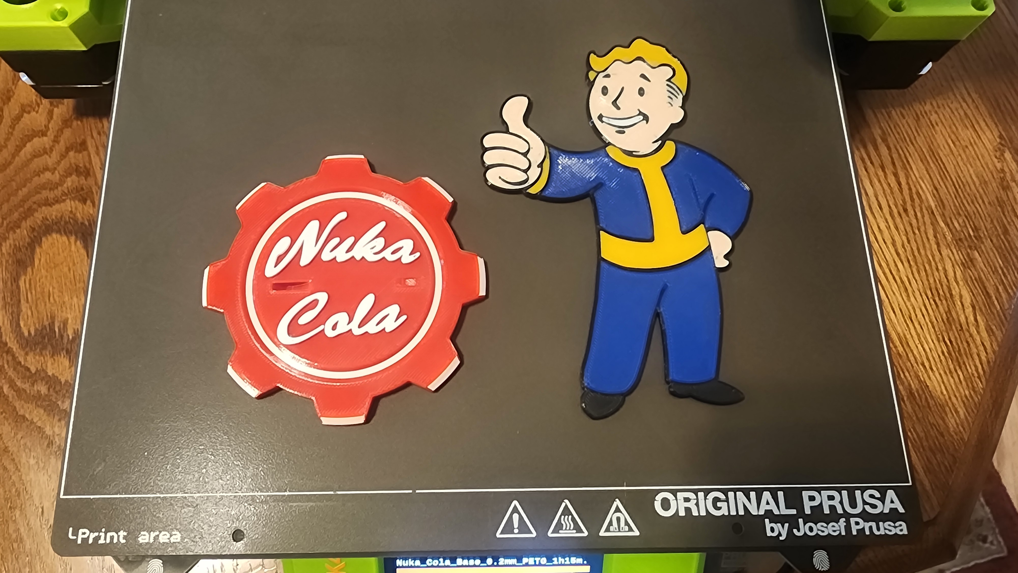 Fallout Vault Boy with Nuka Cola Base autorstwa JLC | Pobierz darmowy ...