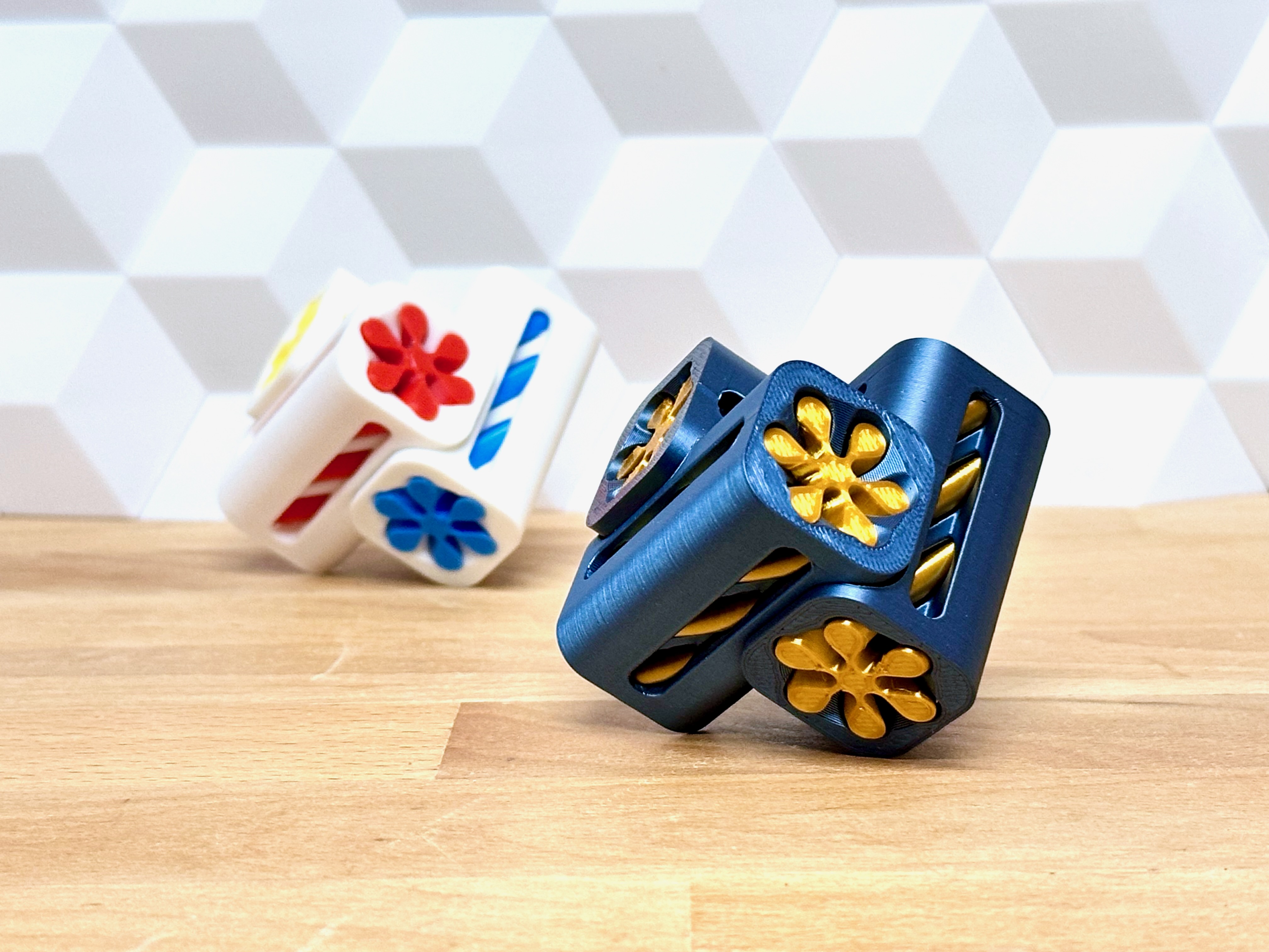 Triple Helix Puzzle (6 piece brainteaser + fidget) by GlennovitS 3D ...