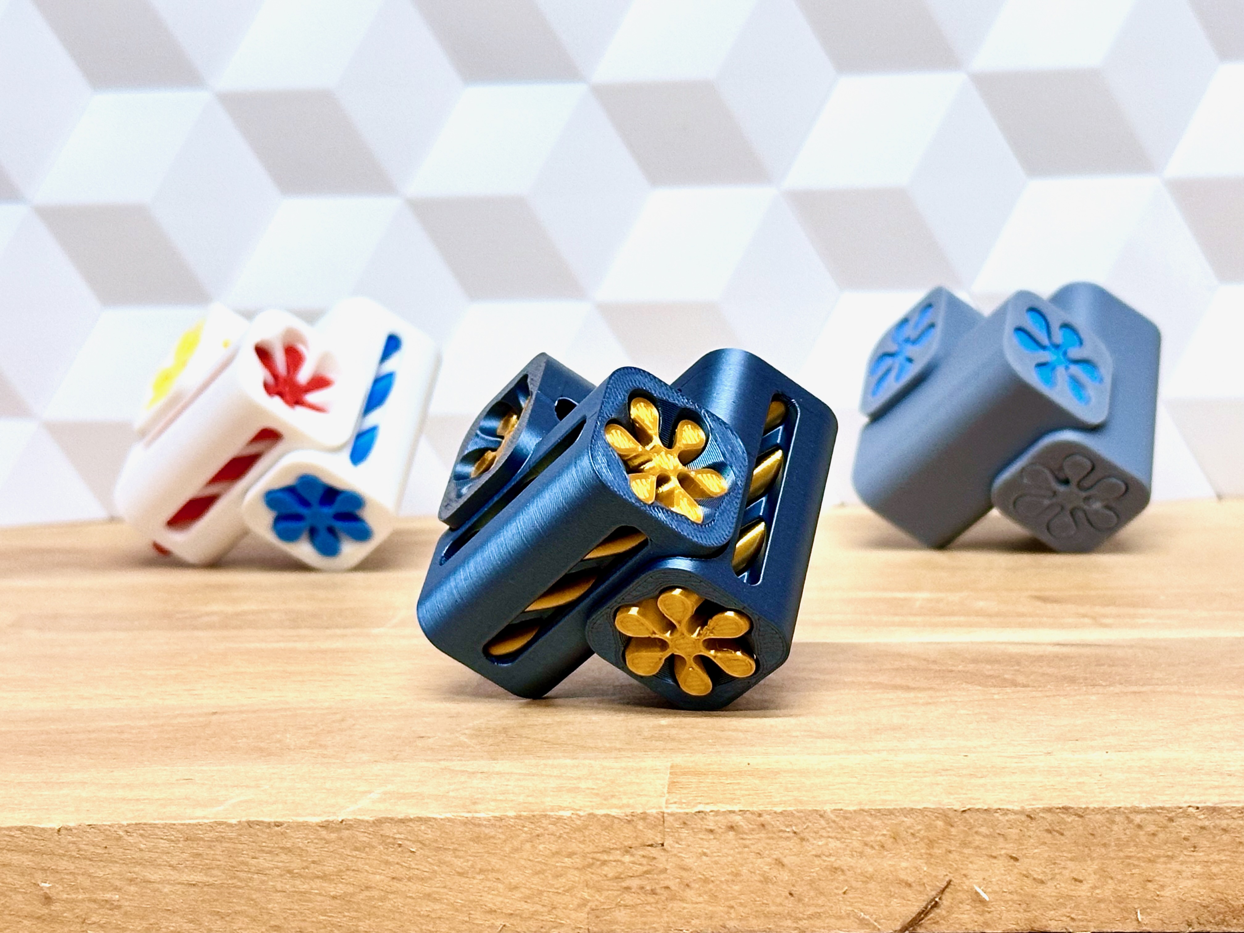 Triple Helix Puzzle (6 piece brainteaser + fidget) by GlennovitS 3D ...