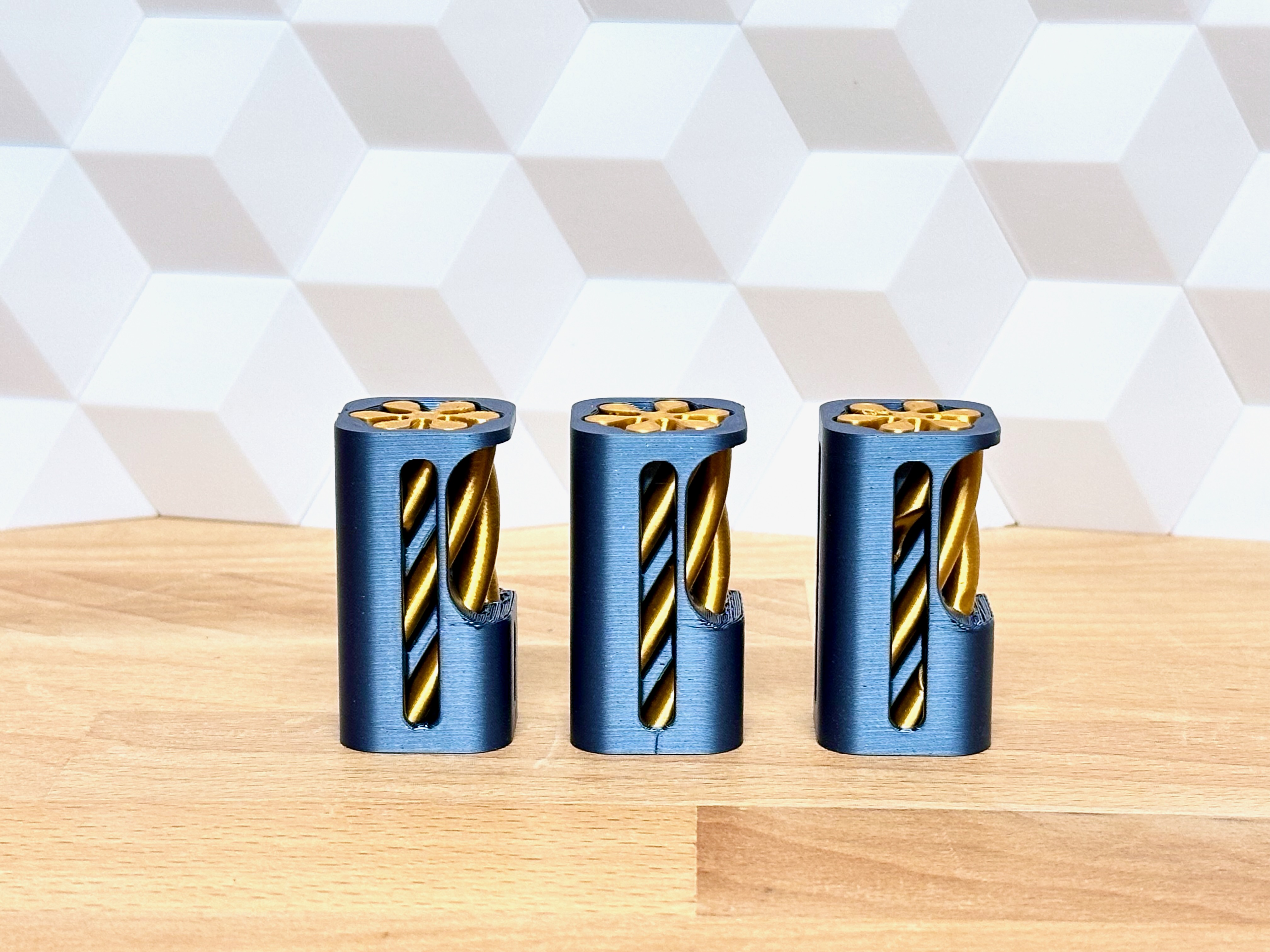 Triple Helix Puzzle (6 piece brainteaser + fidget) by GlennovitS 3D ...