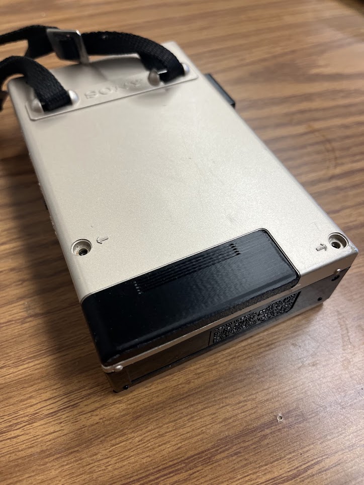 WM-F8/WM-F9 Walkman Battery Cover by cd_collection | Download free STL ...