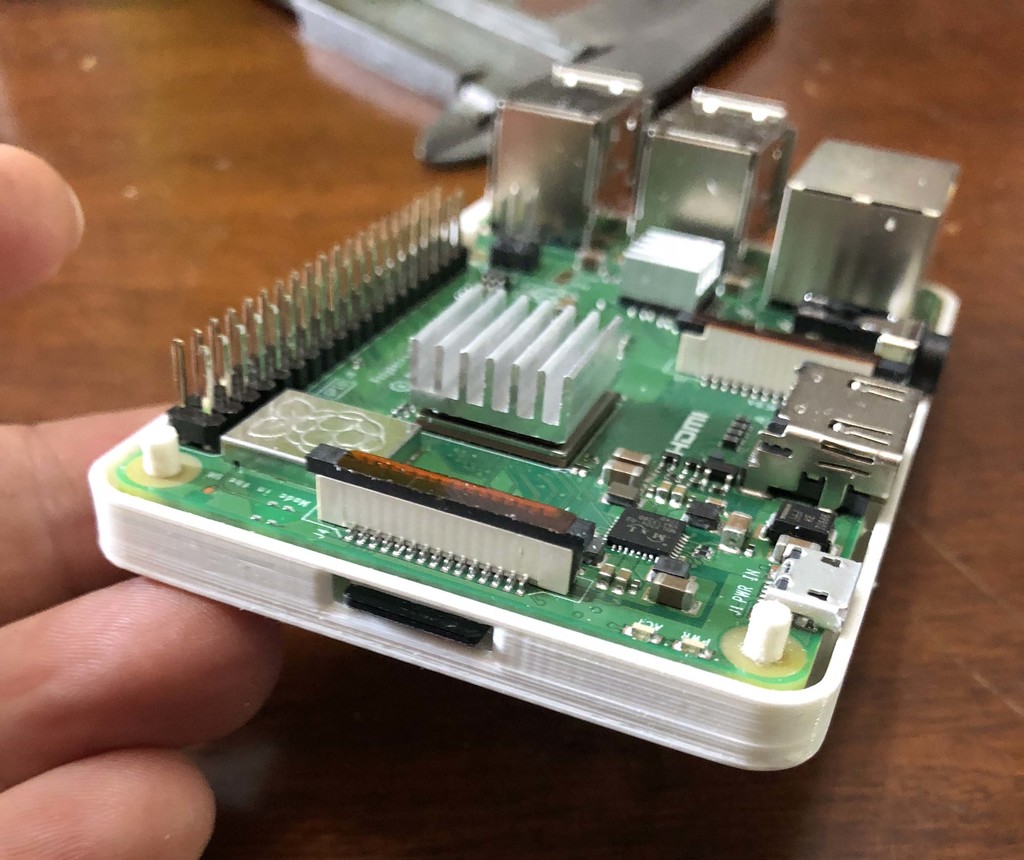 RPI 3B+/4B circuit board protection by BeppeITA | Download free STL ...