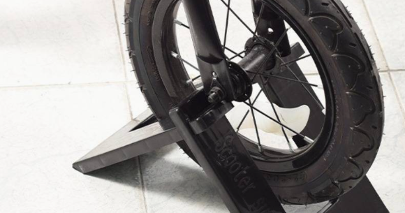 Balance Bike Stand Holder by Jura Švébiš | Download free STL model ...