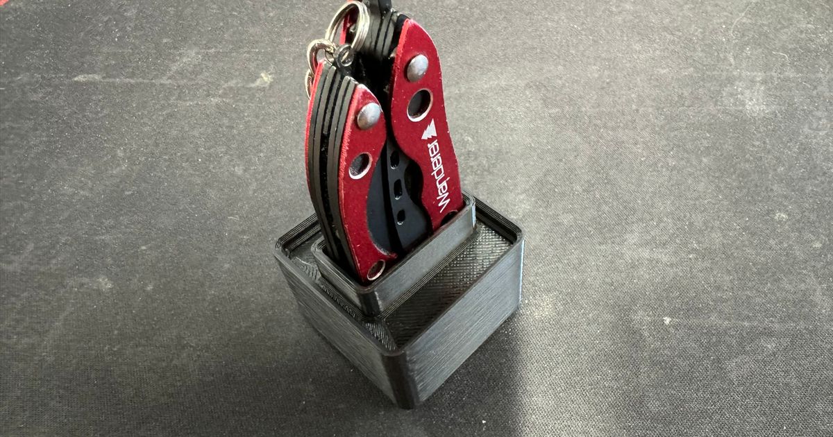 Gridfinity - 1x1 Small Pliers Box by Dean Janscak | Download free STL ...