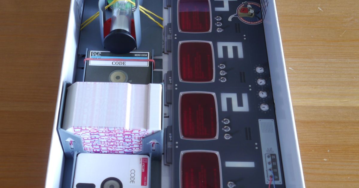 Decrypto Insert by headful_of_dice | Download free STL model ...