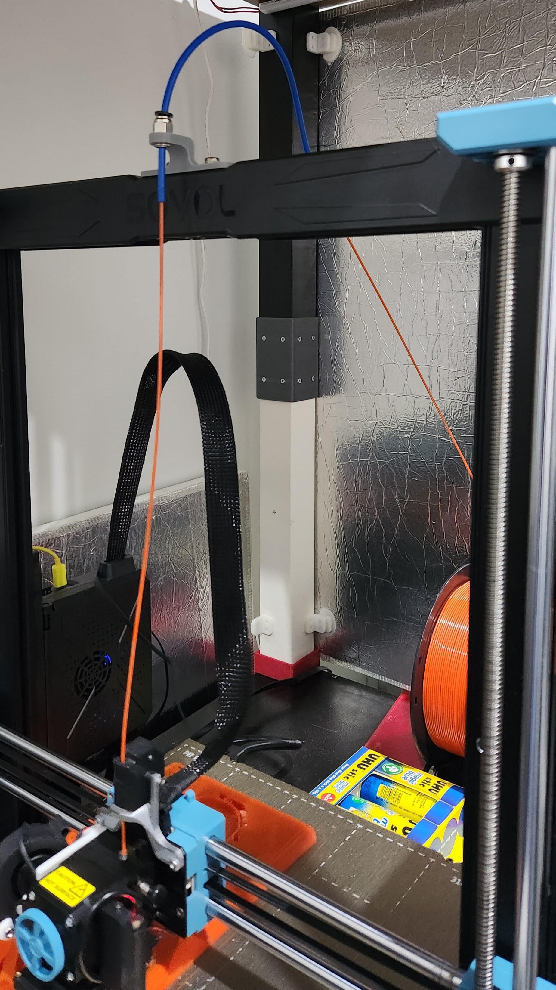 SV06+ Top Mount Filament Guide by FoShizzle | Download free STL model ...