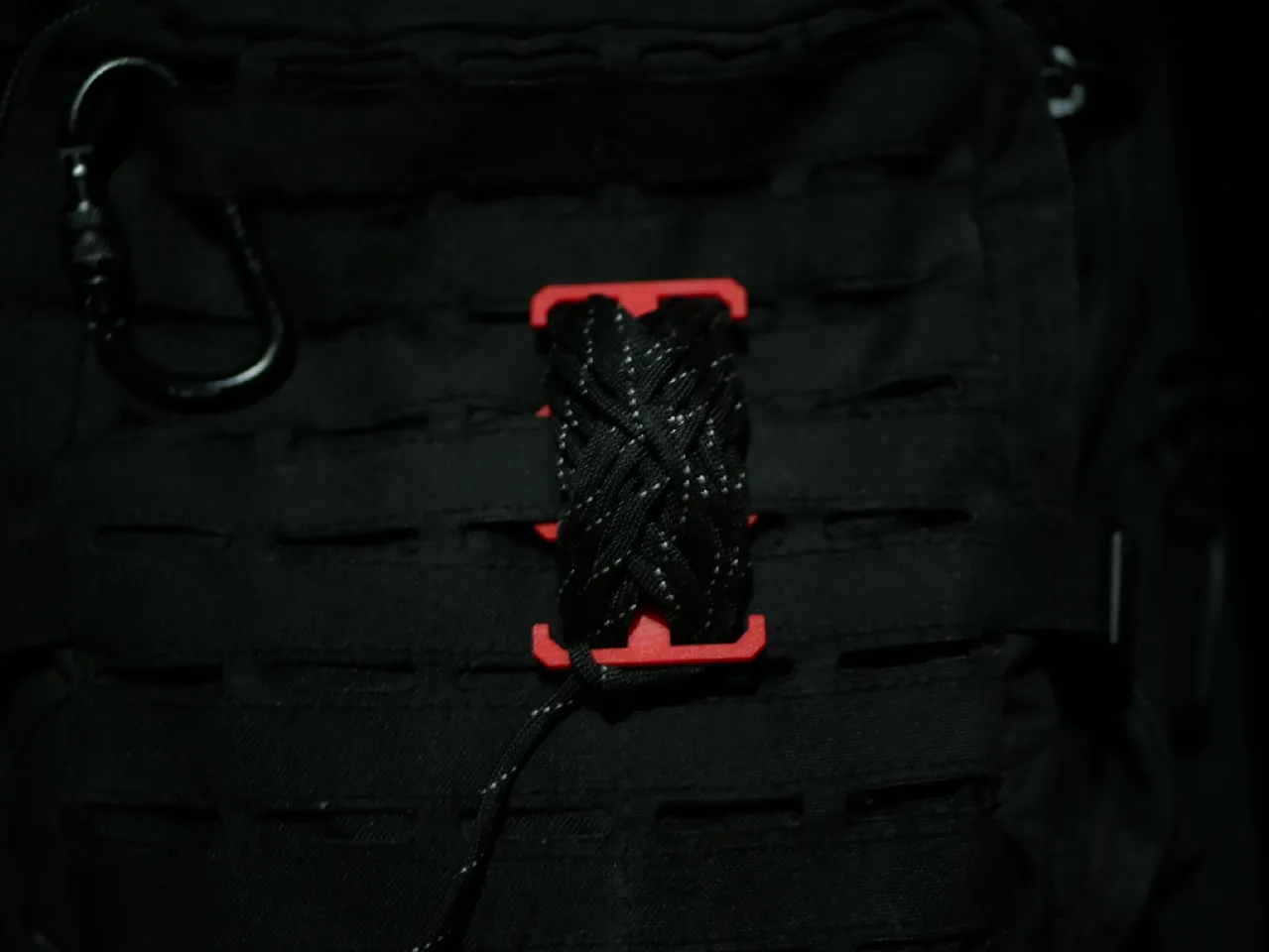 Molle rope holder by Wolfy | Download free STL model | Printables.com