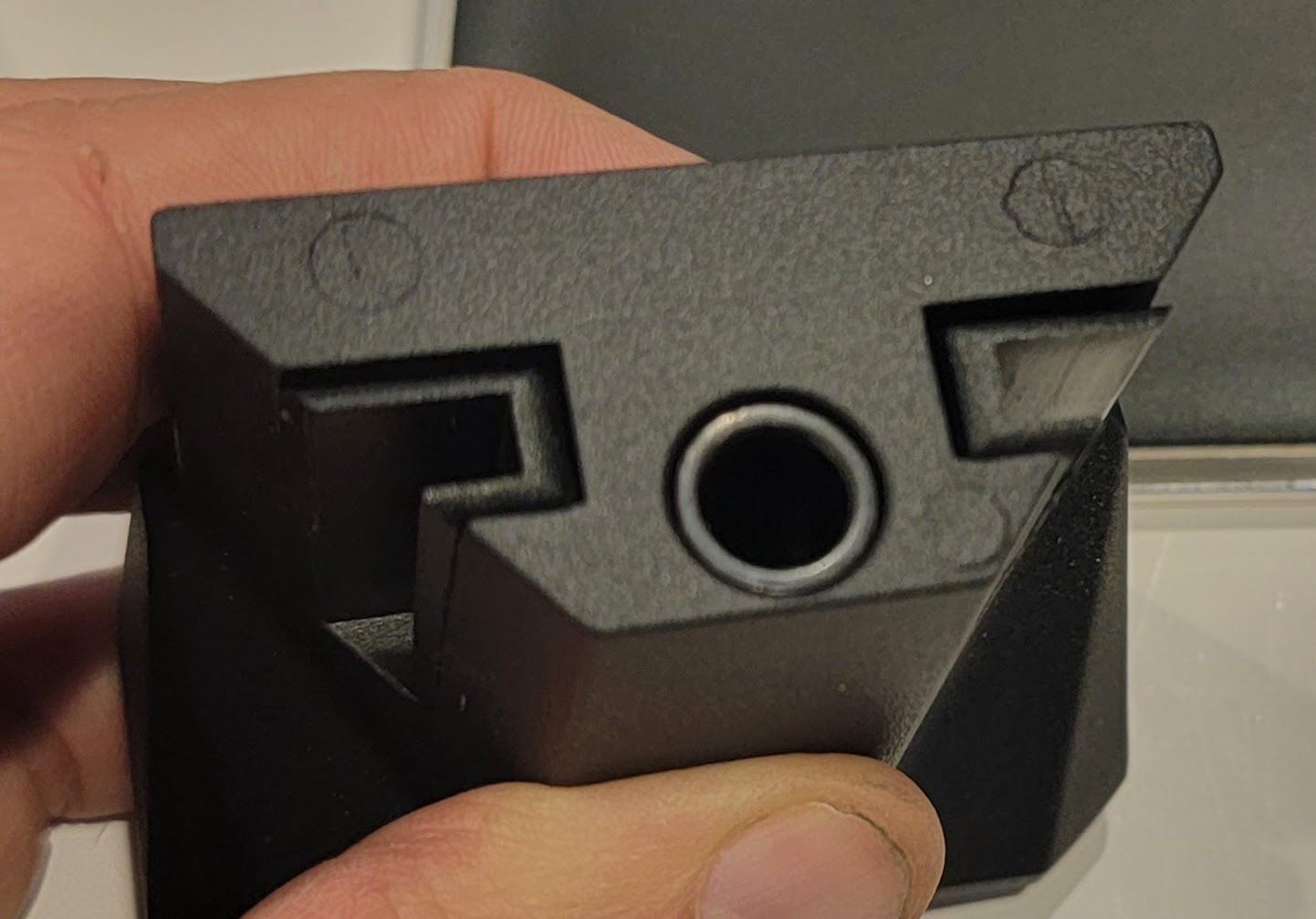 Cybertruck Bed Divider Fix por TickTock | Descargar modelo STL gratuito ...