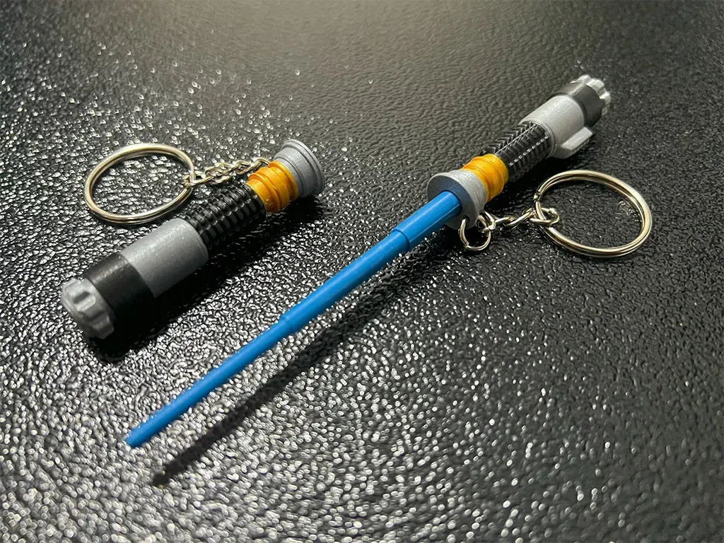 Lightsaber Keychain (Reatractable) - Split blade by emiliohoffmann ...
