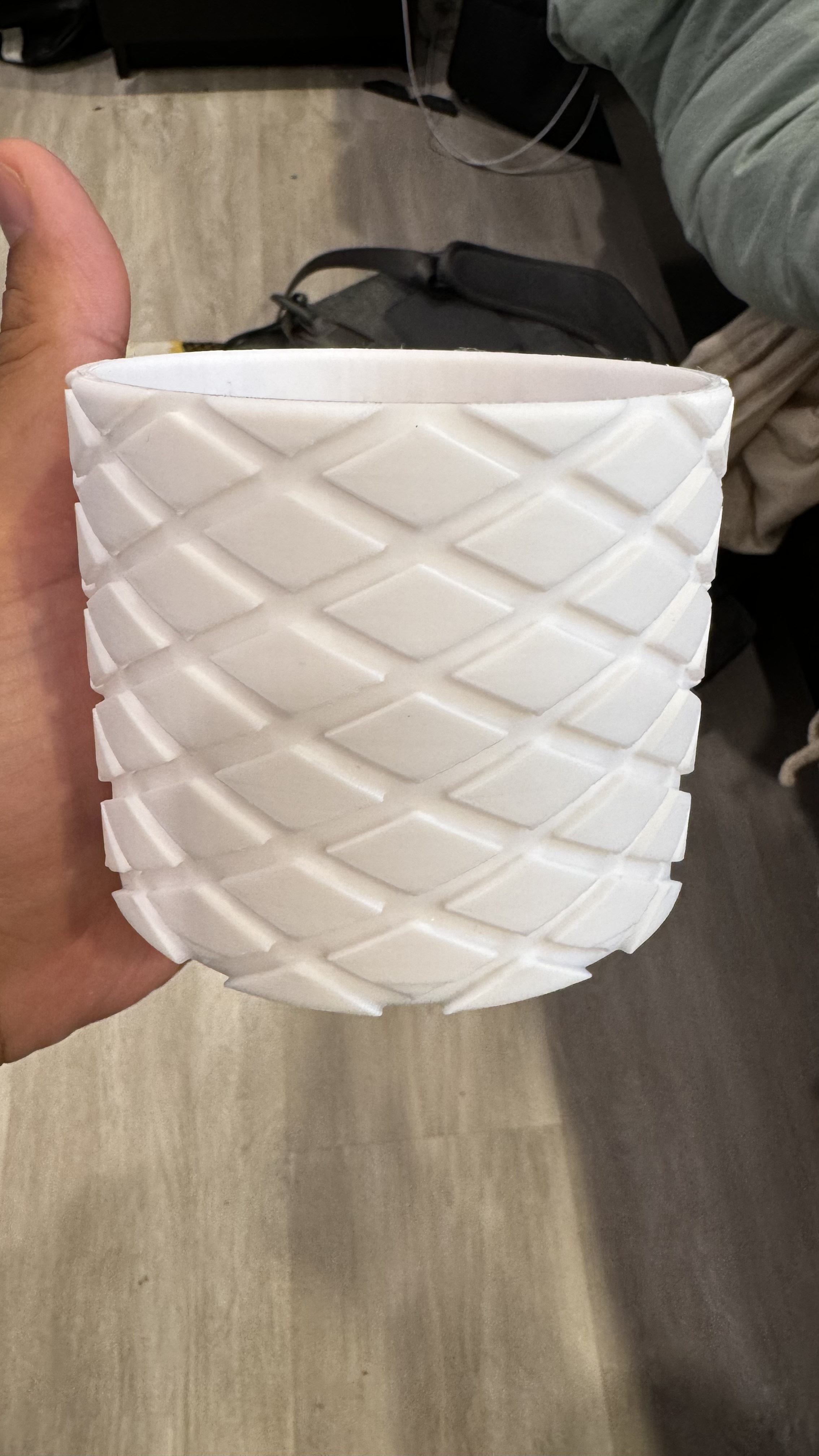Desk Plant Pot by neverkn0wsb357 | Download free STL model | Printables.com