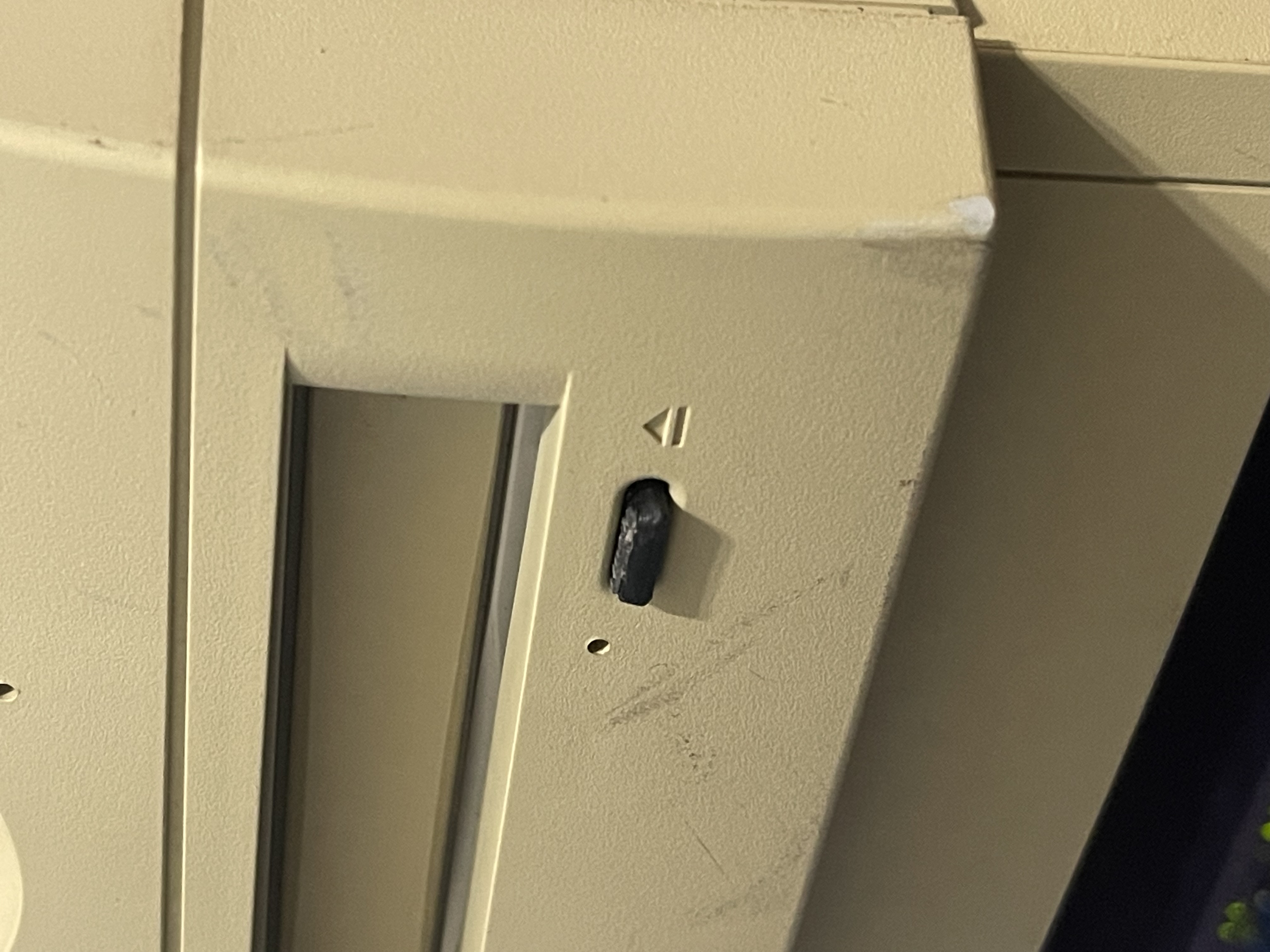 PowerMac 7000 series eject button by y2krecall | Download free STL ...