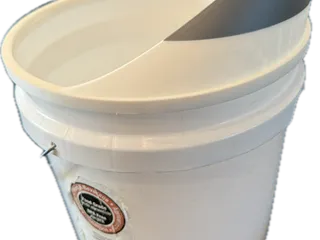 Bucket spout (2-gallon) by Paul Charkiewicz | Download free STL model ...