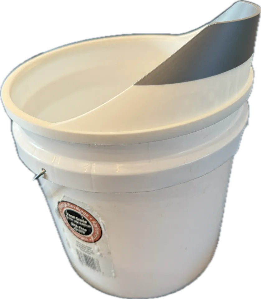 Bucket spout (2-gallon) by Paul Charkiewicz | Download free STL model ...