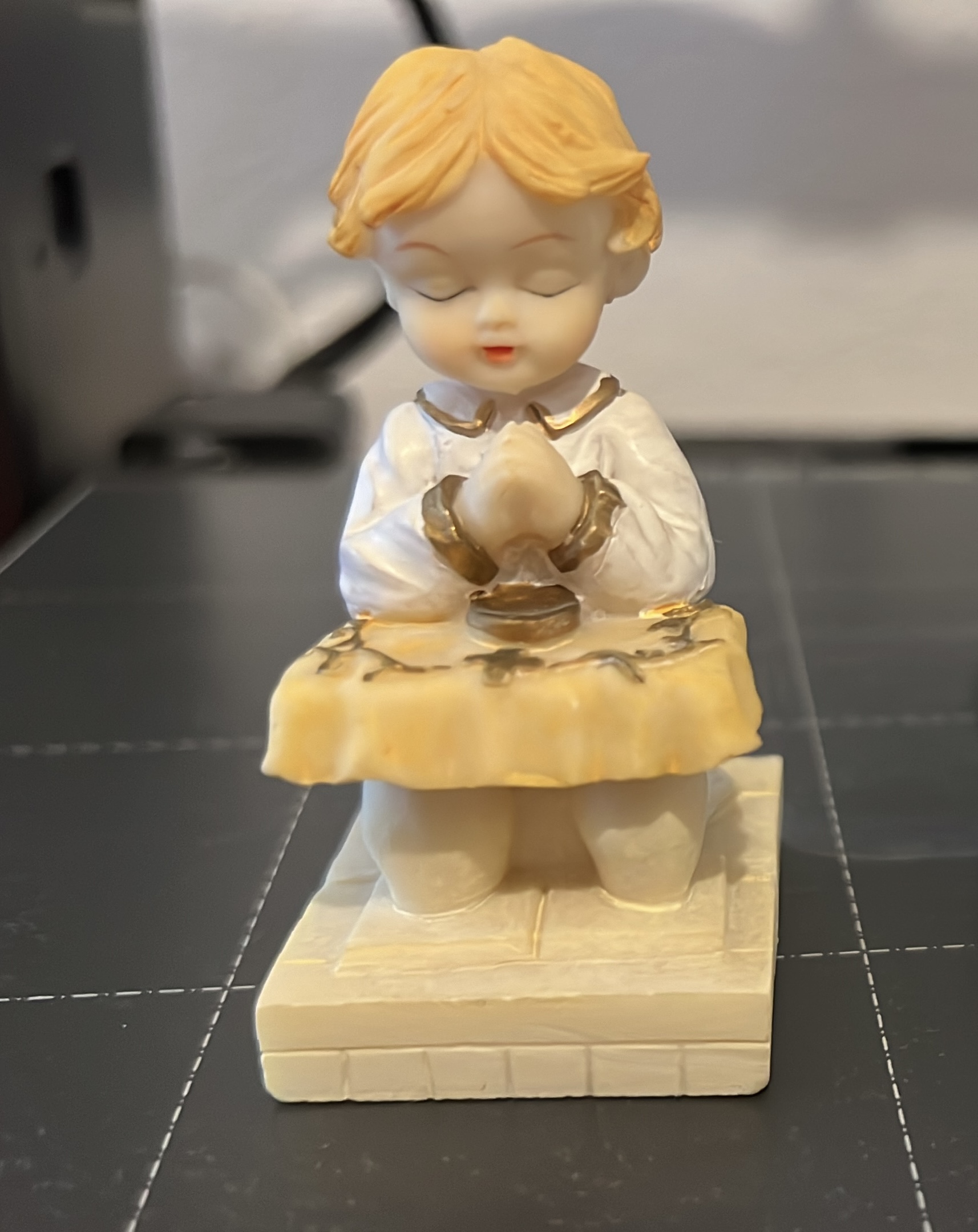 Scan Model of a Praying Child by Bossinga | Download free STL model ...