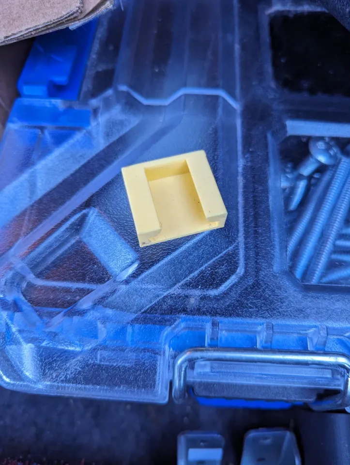 Kobalt CaseStack side mount bracket by Pendragran | Download free STL ...