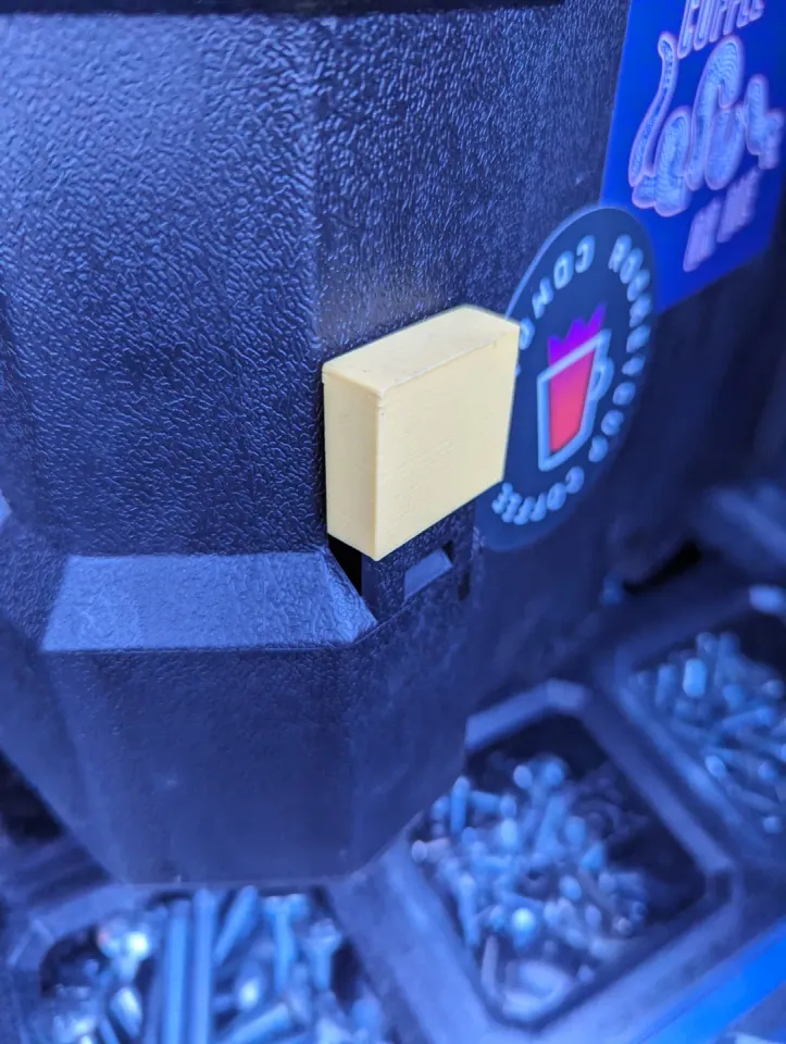 Kobalt CaseStack side mount bracket by Pendragran | Download free STL ...