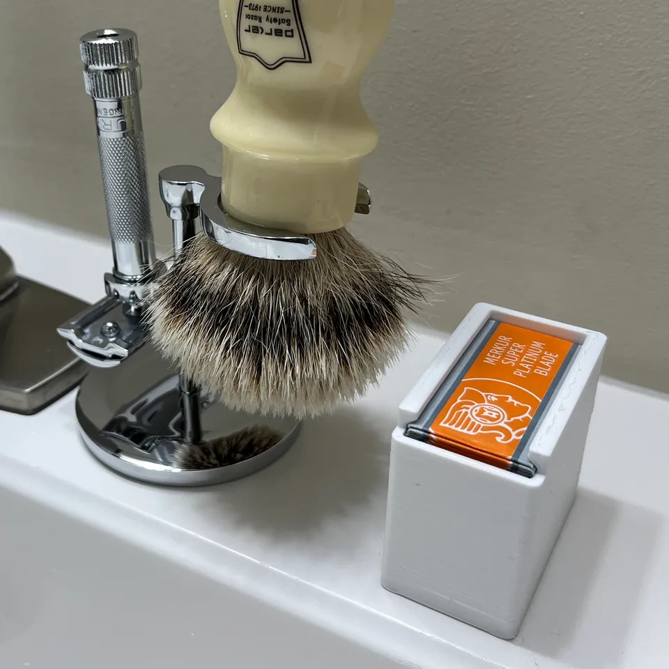 Imporoved Safety Razor Dispenser by Domthebomb | Download free STL ...