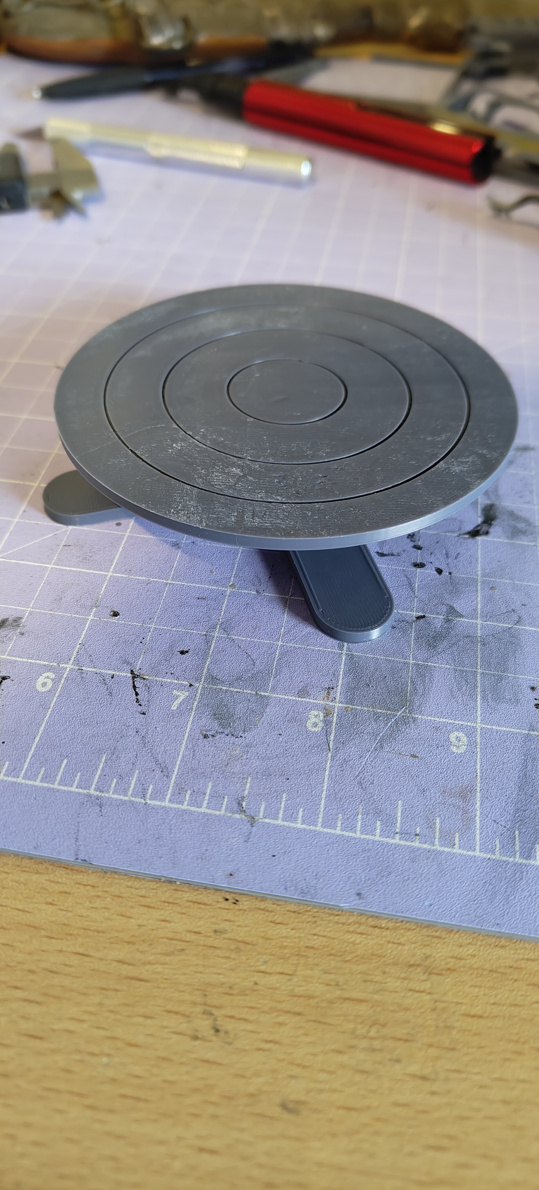 Rotating Paint Table par jdflute | Téléchargez gratuitement un modèle ...