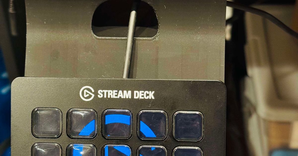 Elgato Stream Deck Mk 2 Desk Mount by hexavi42 | Download free STL ...