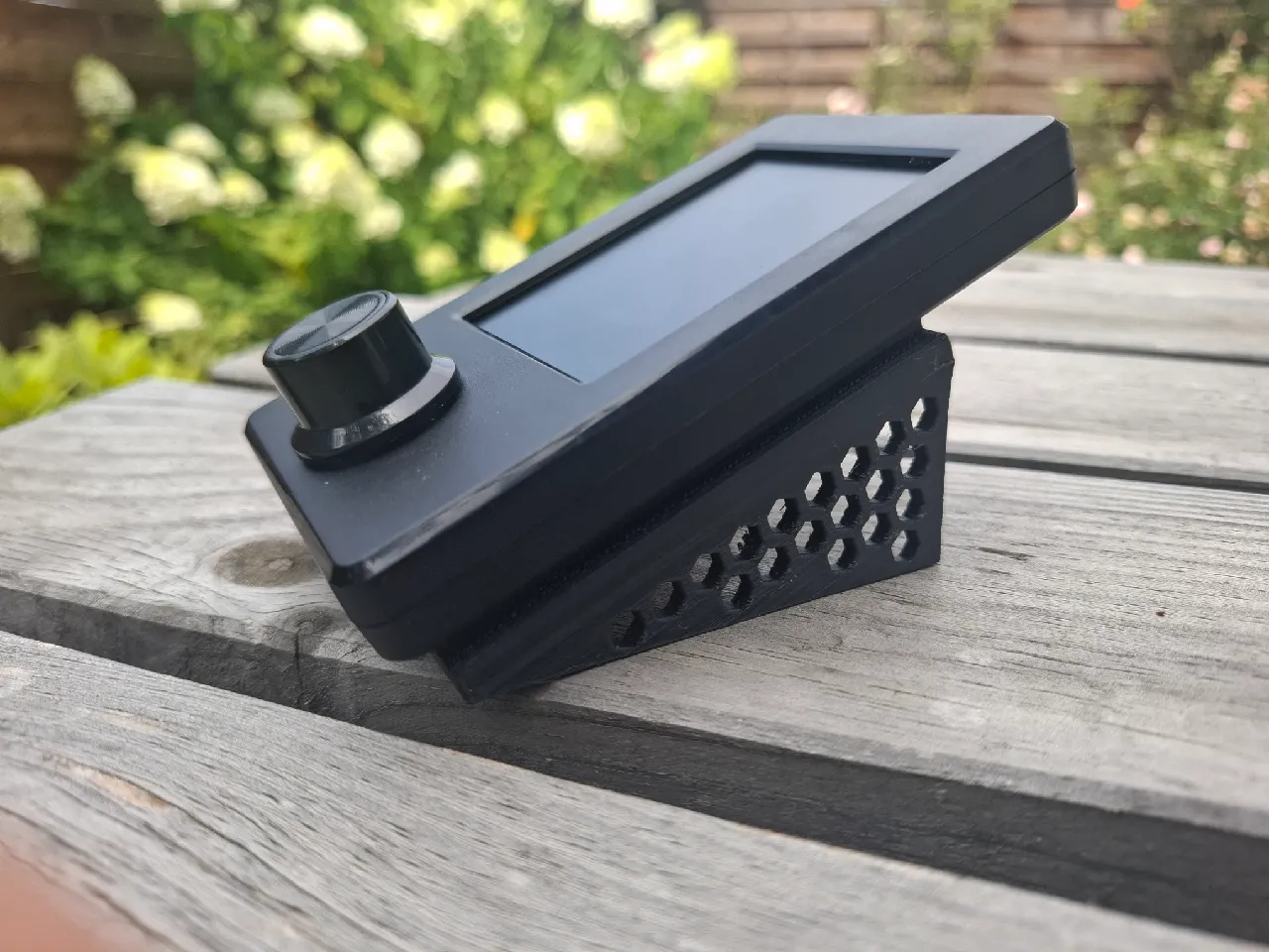 Ender 3 V3 SE hex screen support by Oki | Download free STL model ...