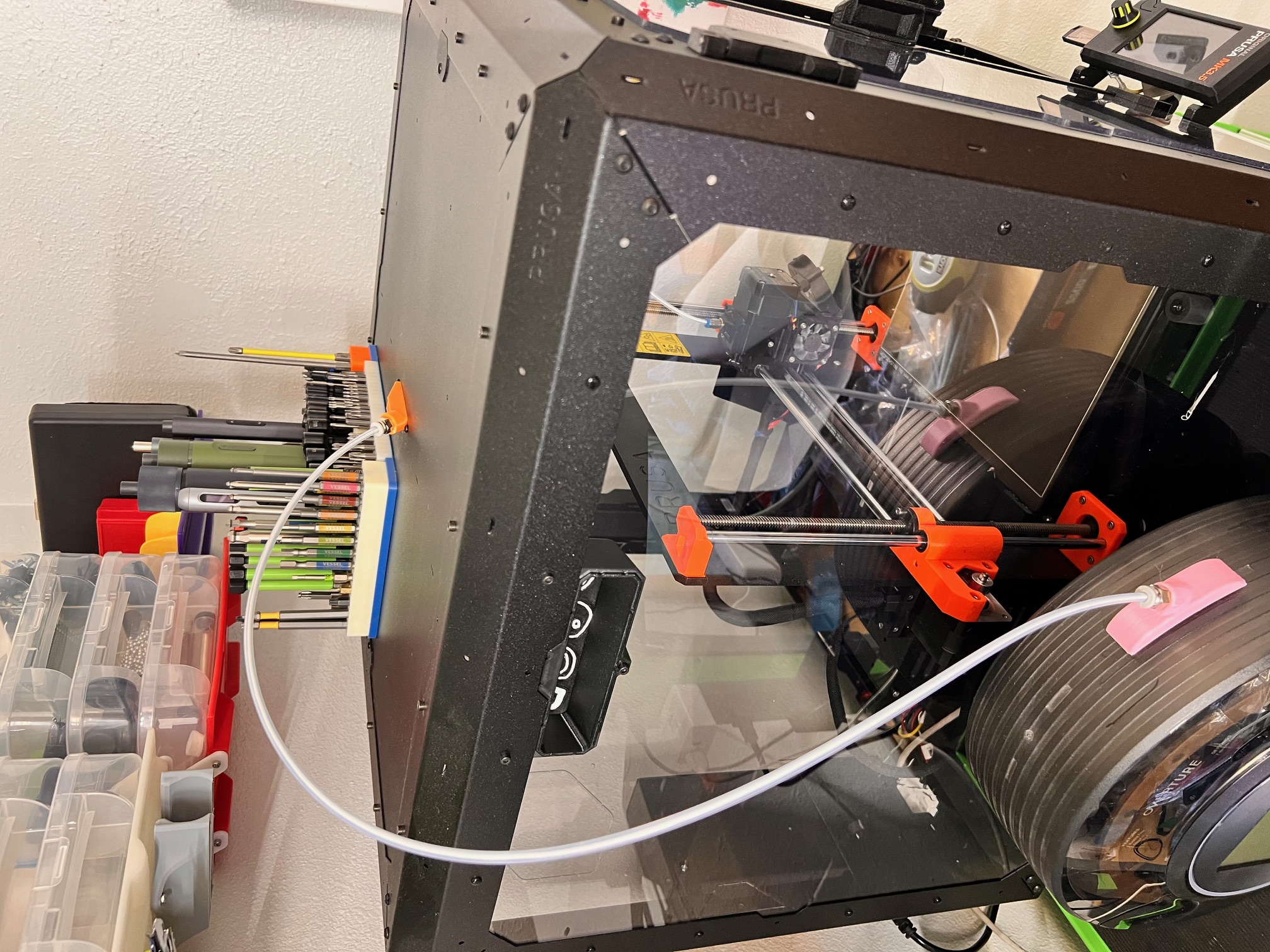 Prusa MK3/4 top filament guide -- Angled by Ben | Download free STL ...