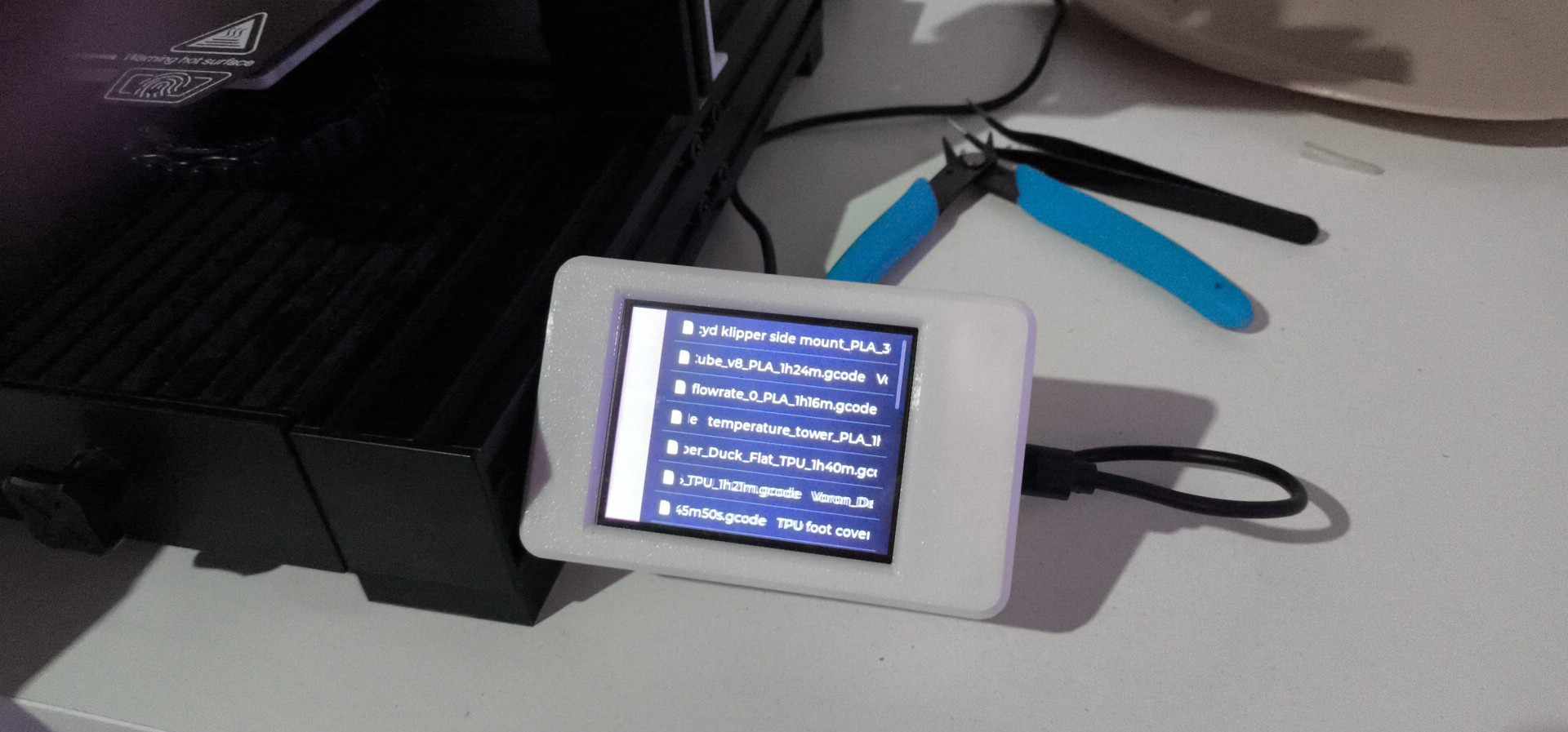 CYD generic enclosure mount for 4040 extrusion profiles by Vi ...