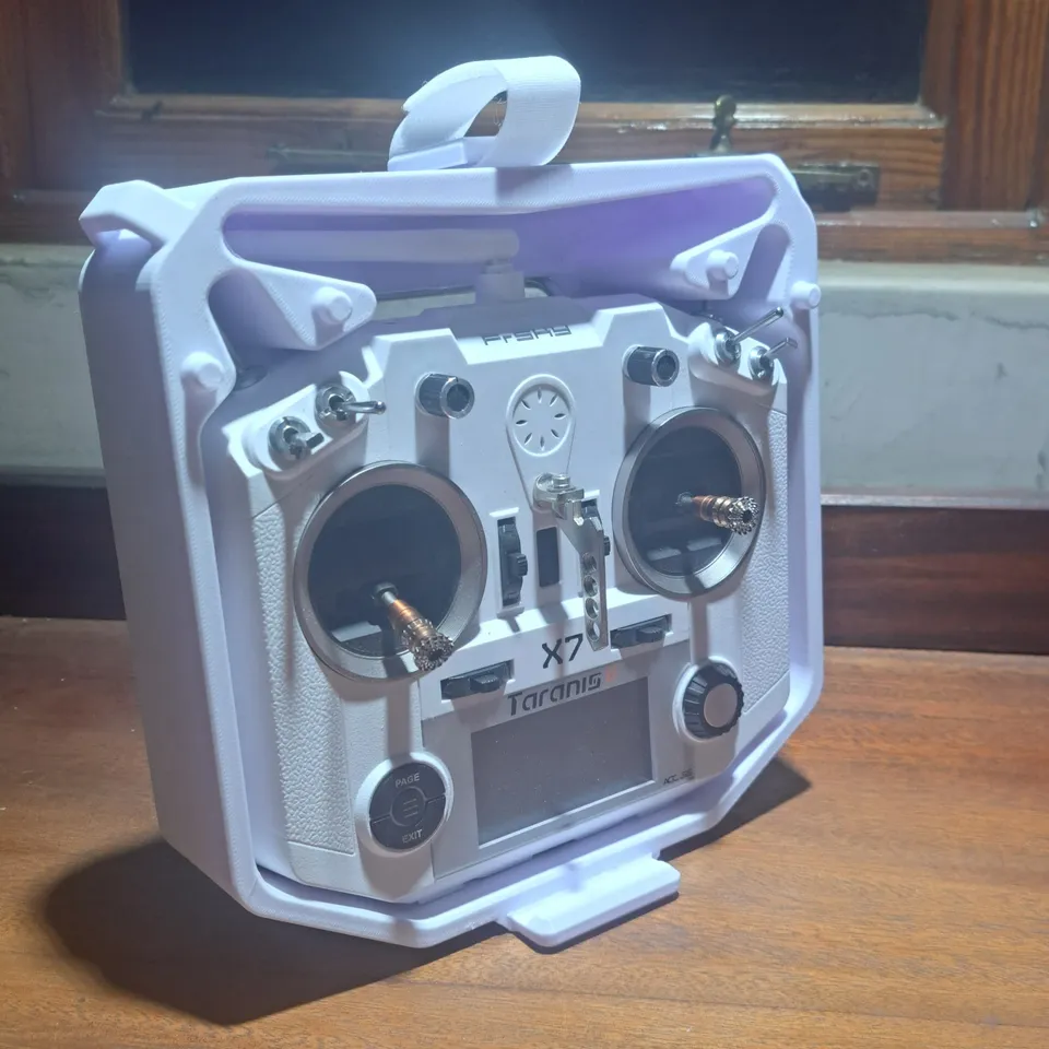 FrSky Taranis Q X7 Travel Case by RCFD | Download free STL model ...