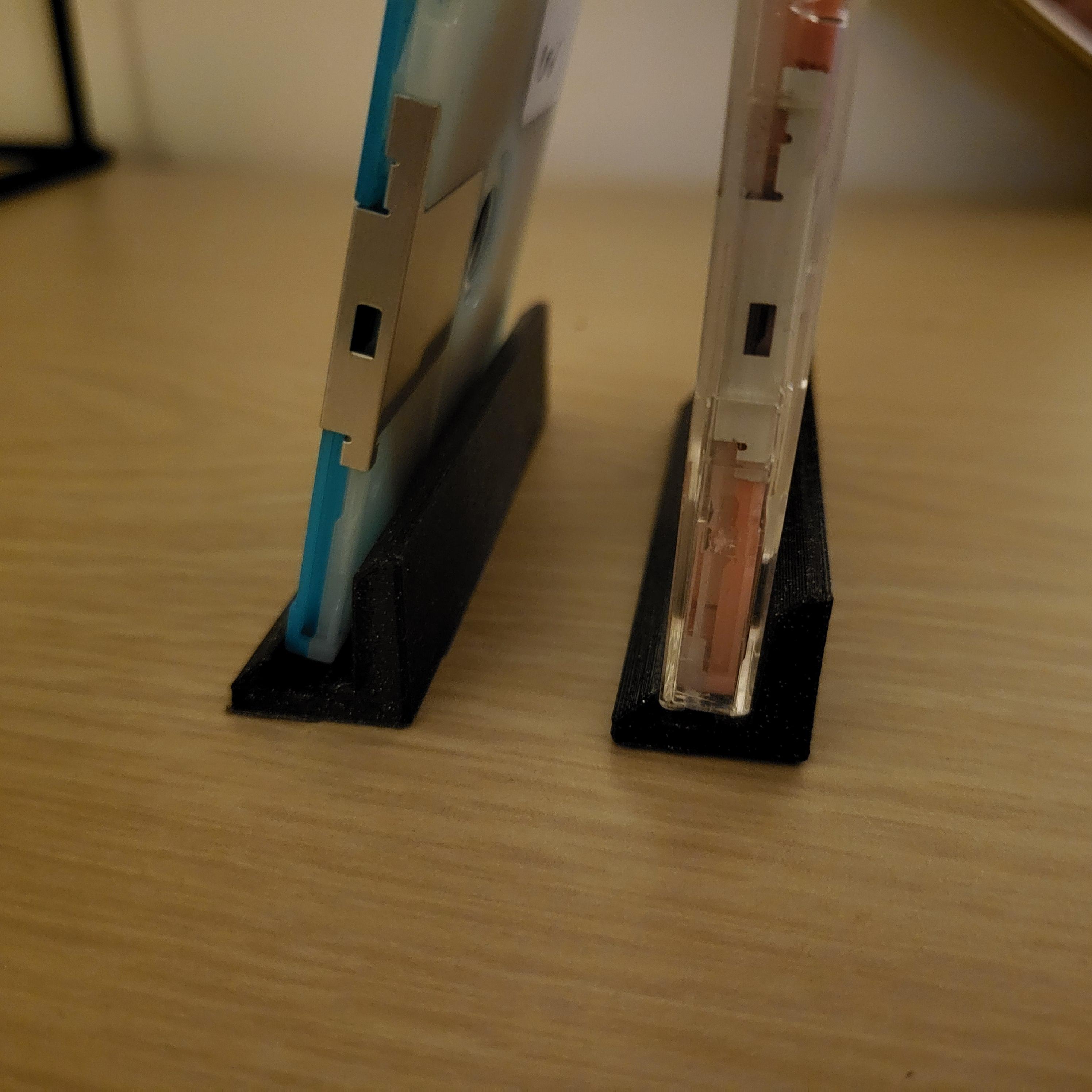 MiniDisc Display Stand by nguyenkvvn | Download free STL model ...