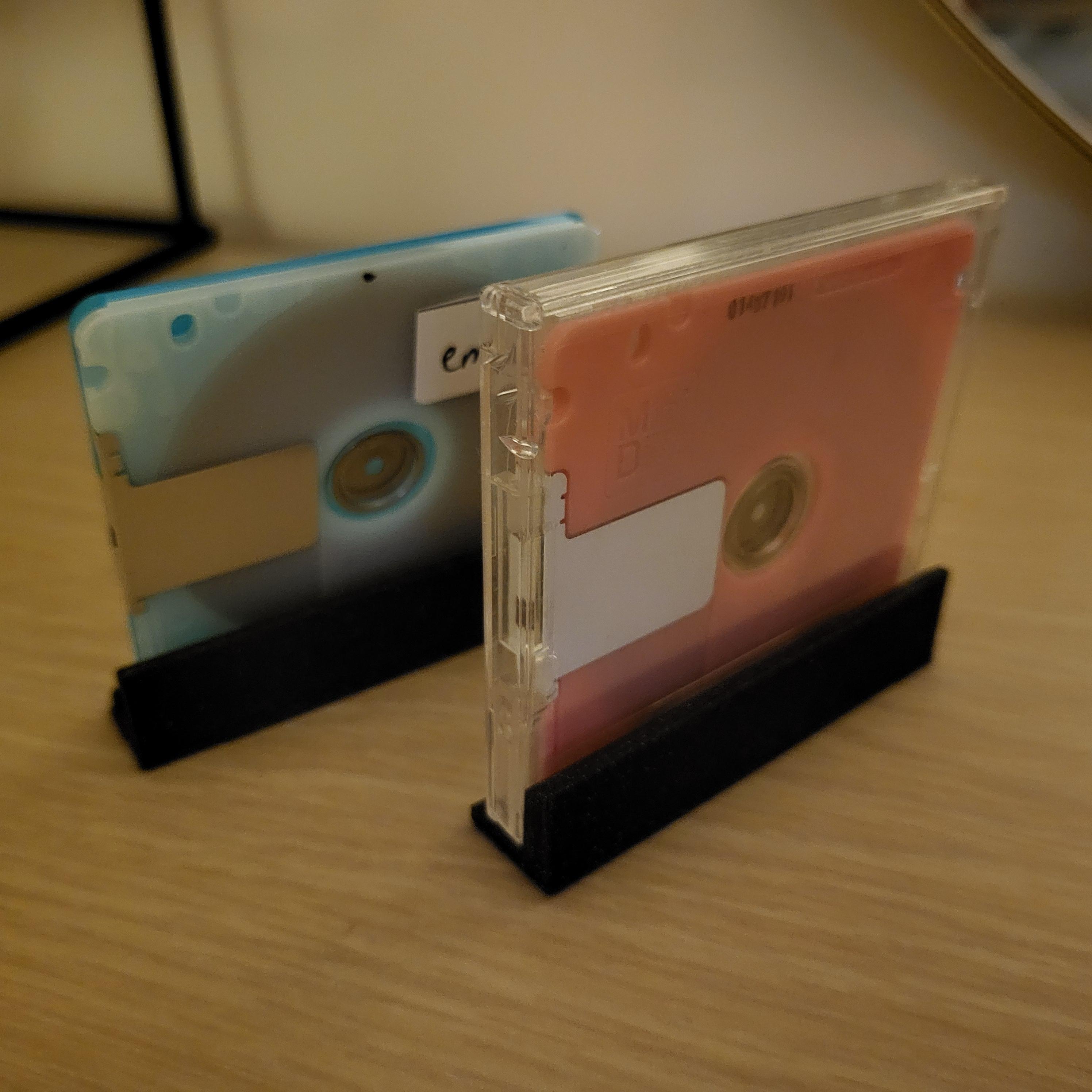 MiniDisc Display Stand by nguyenkvvn | Download free STL model ...