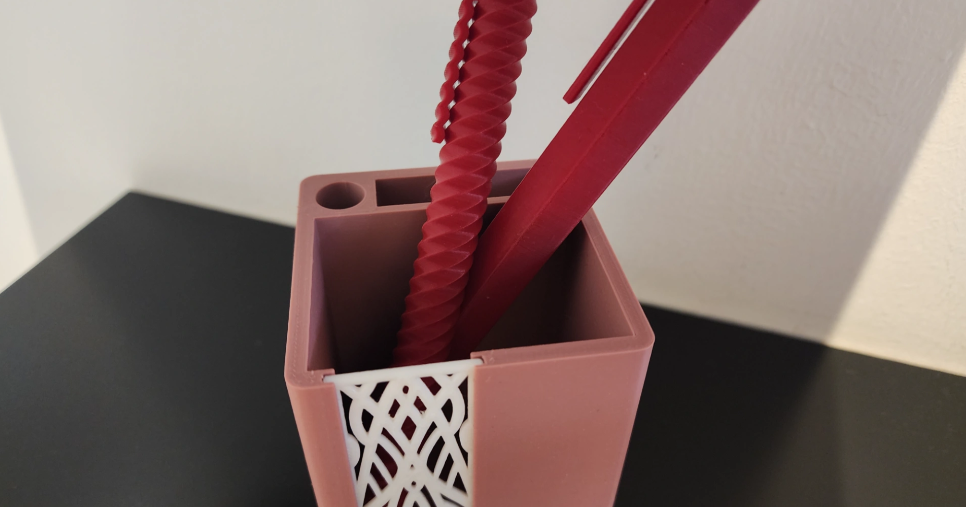 Pencil / Pen Holder by TriDee Design | Download free STL model ...