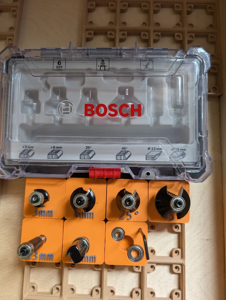 Gridfinity holder for Bosch router bit set by Bergsten | Download free ...