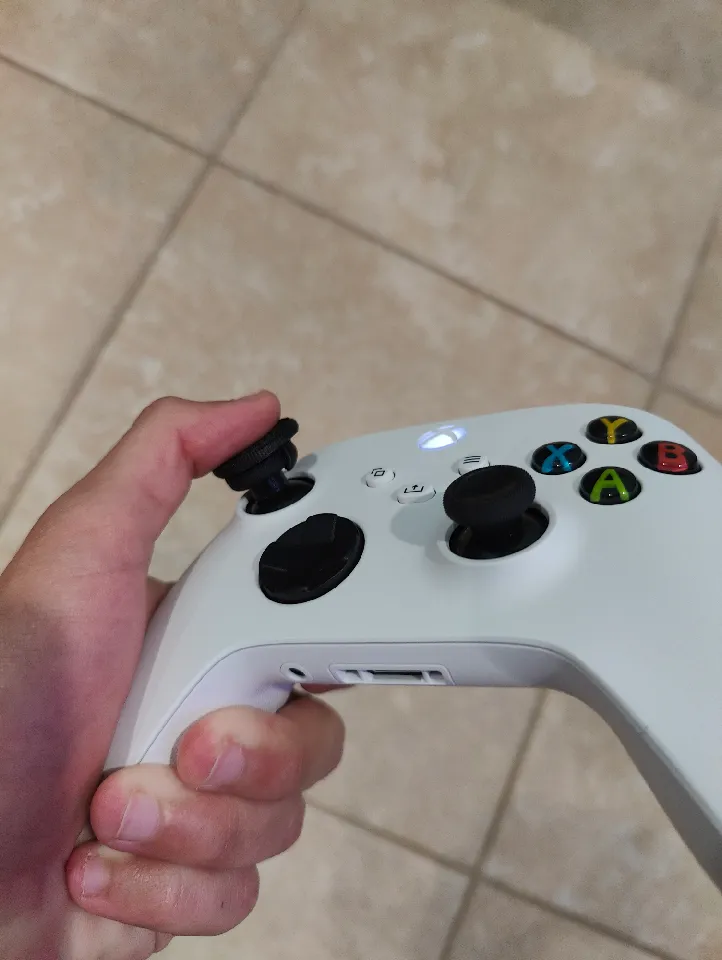 Xbox Oreo Joystick clip on by 3DCreator | Download free STL model ...
