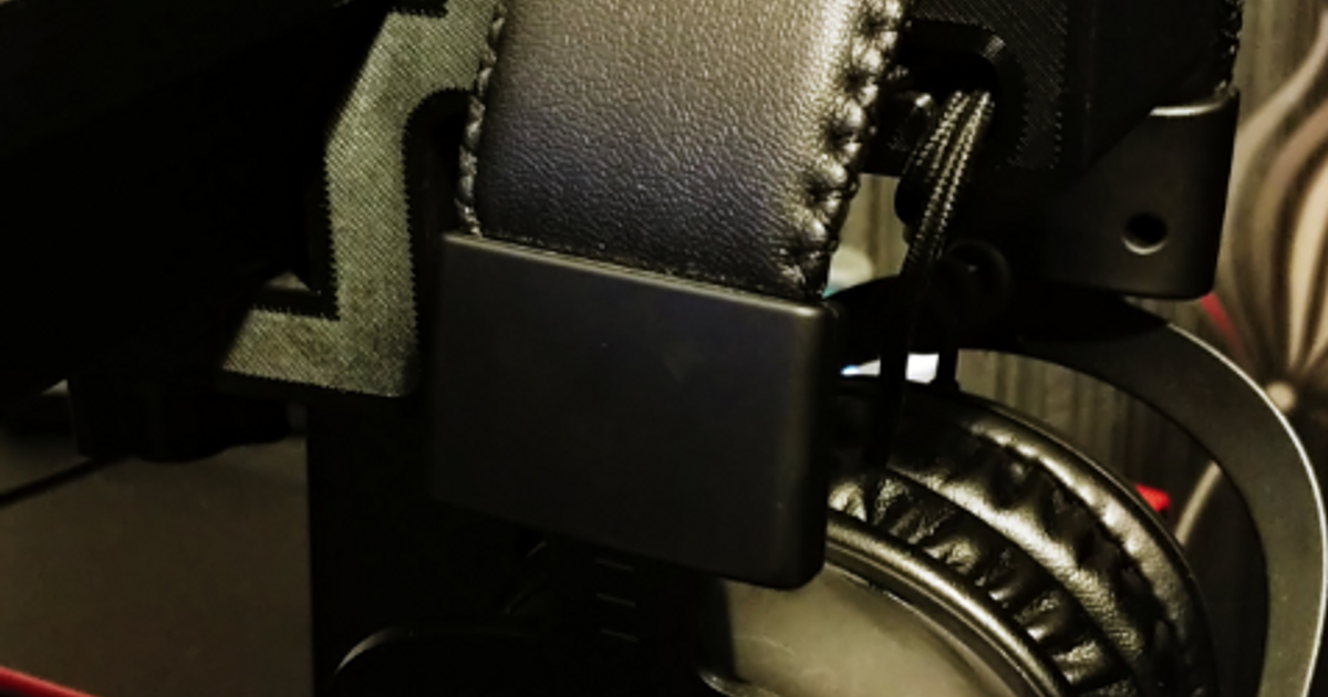 Specific desk headphone rest by Adam | Download free STL model ...