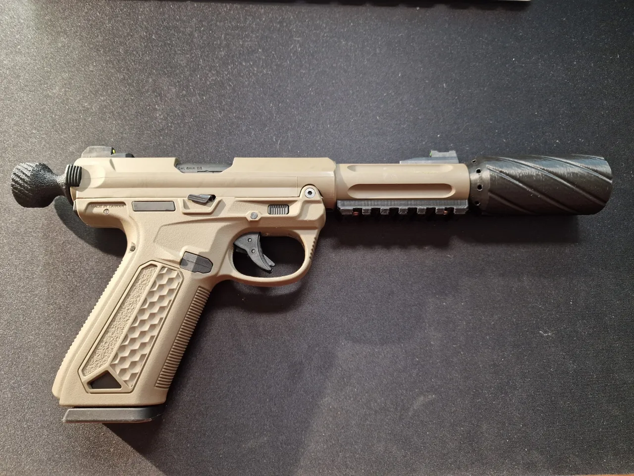 Small Silencer by Romain JACQUOT | Download free STL model | Printables.com