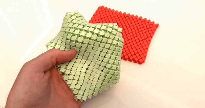 Diamond Patterned 3D Chainmail Fabric par Rob Deckert | Téléchargez ...