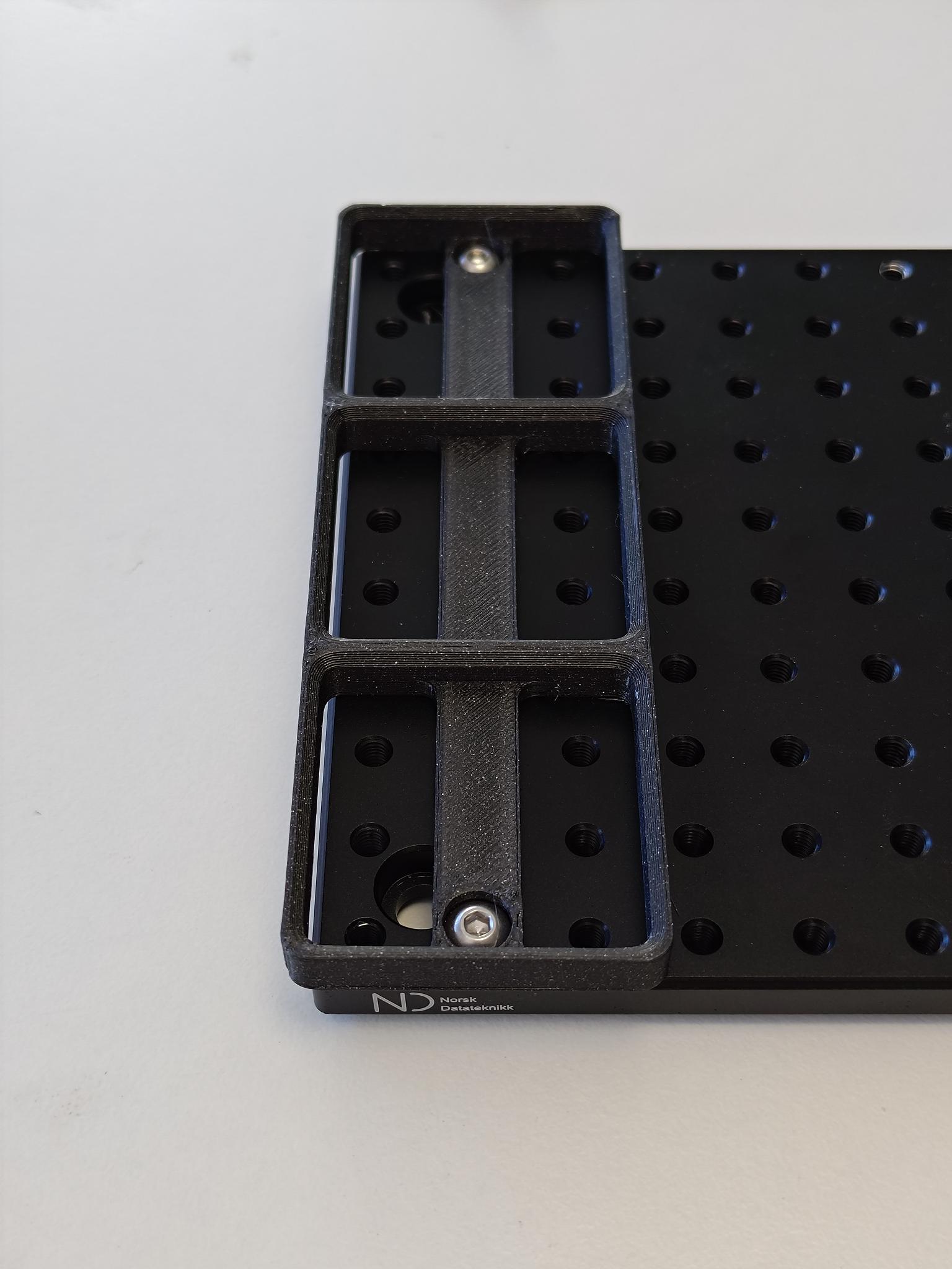 Gridfinity 3x1 base for Engineering fixture plate by Norsk Datateknikk ...
