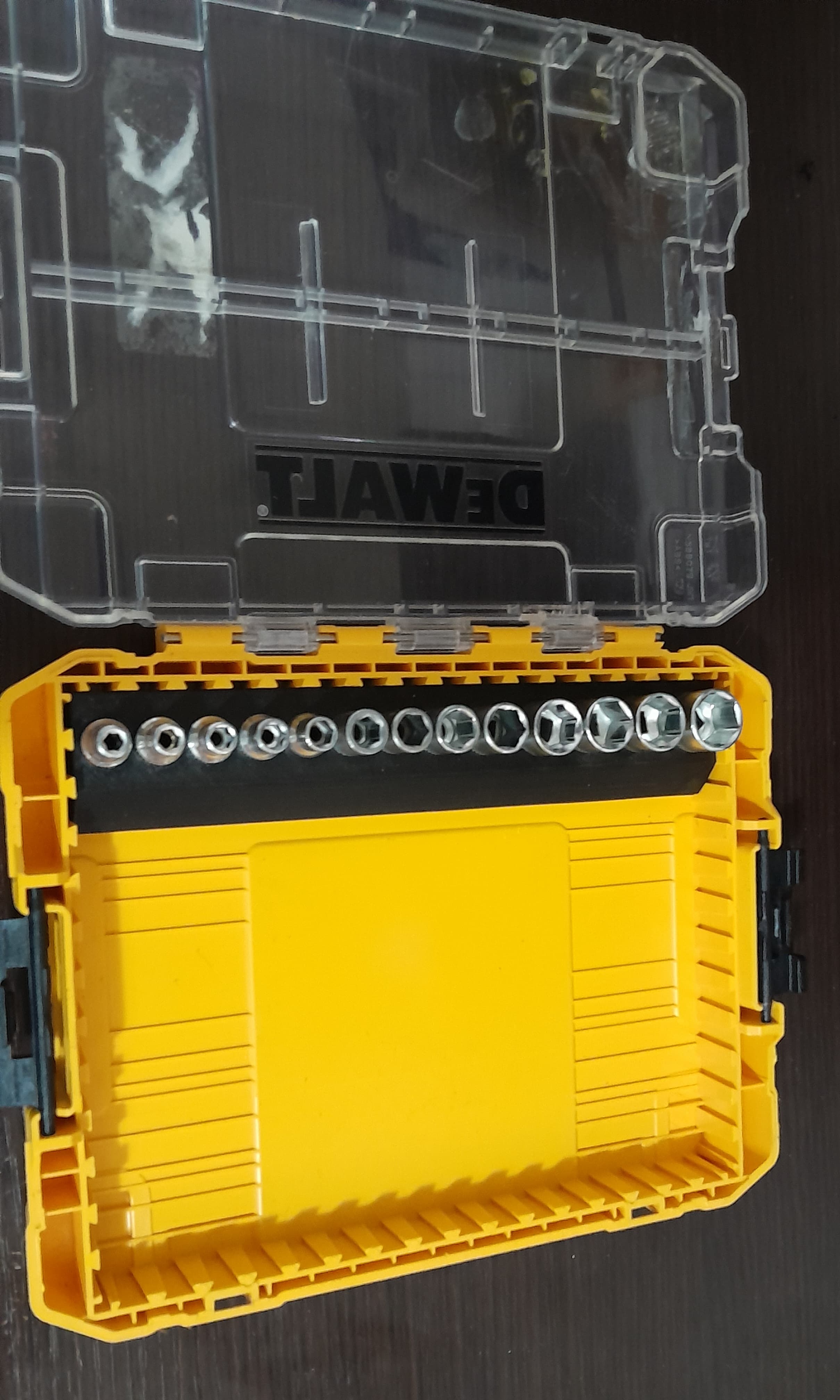 Bit holder for Dewalt's 6 compartment tough box by CircuitStation ...