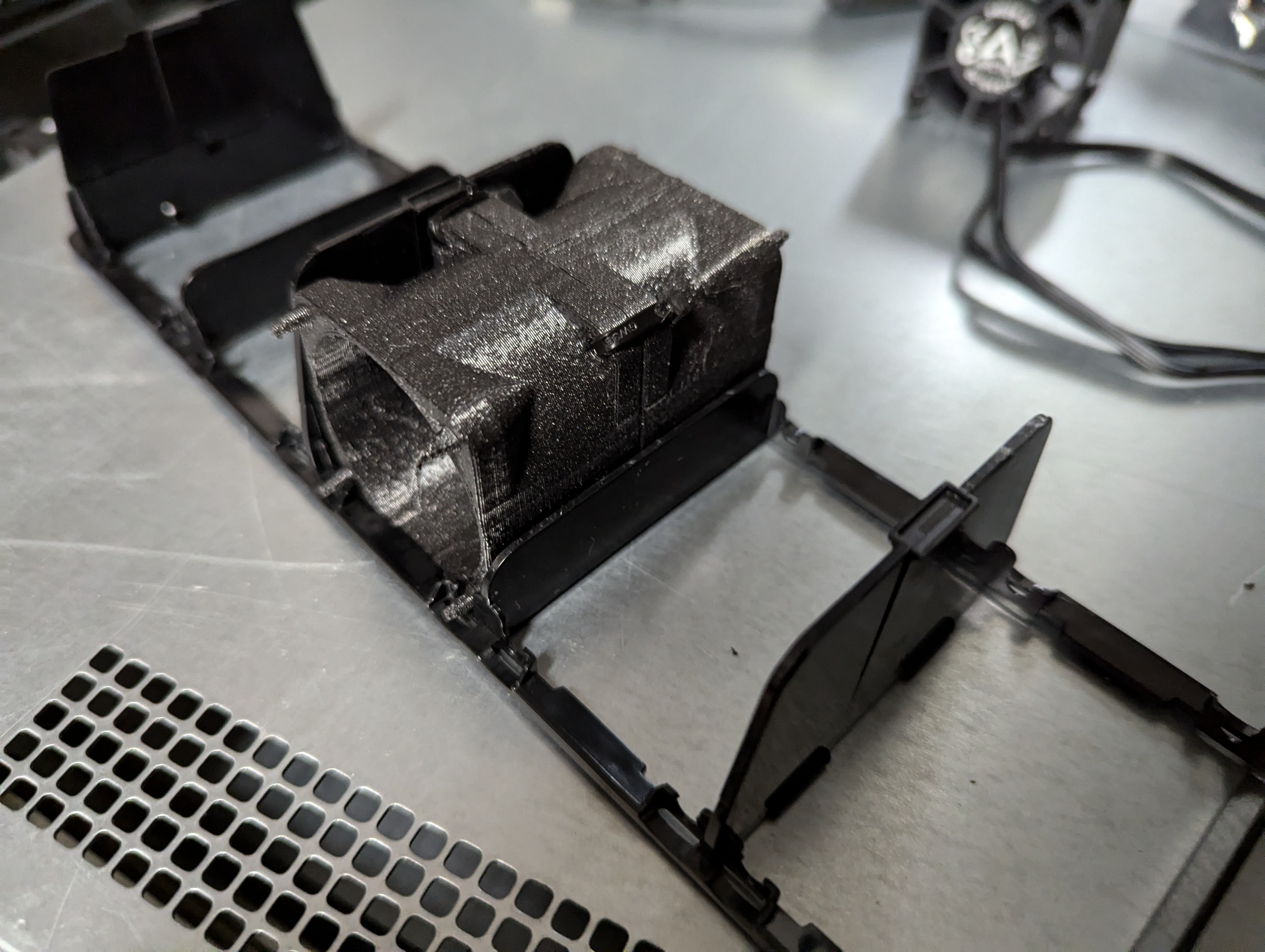 40mm silent fan Adapter for 1U servers (shorter version for 28mm fans ...