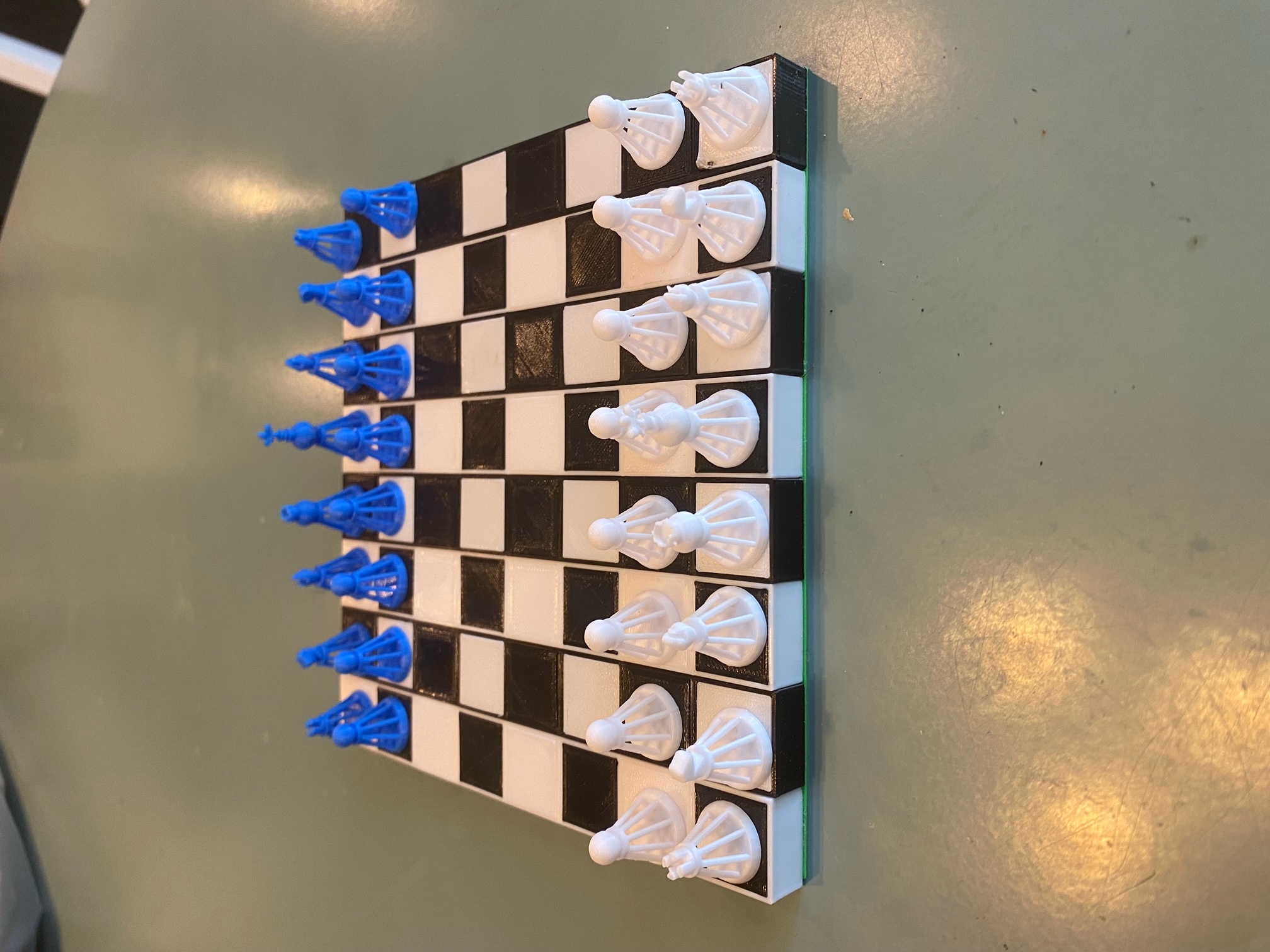 Folding Chess board with pieces by Aidan | Download free STL model ...