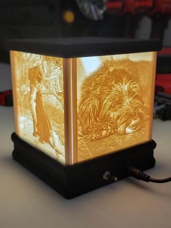 LED Lithophane Lamp - CUSTOM LITHOPHANE GUIDE by iQue | Download free ...