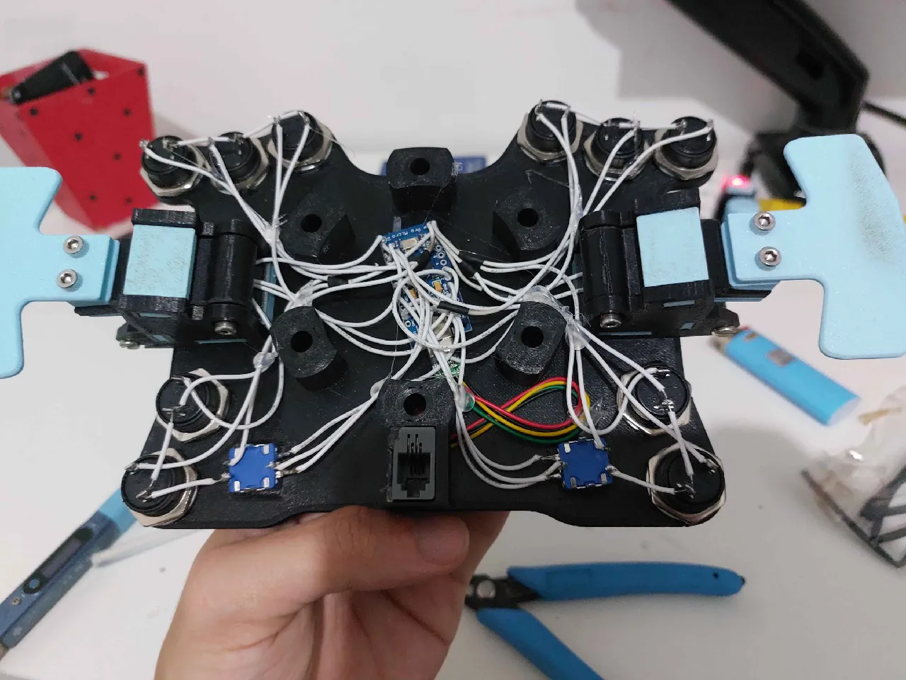 Universal Wheel Button Plate by Viih | Download free STL model ...