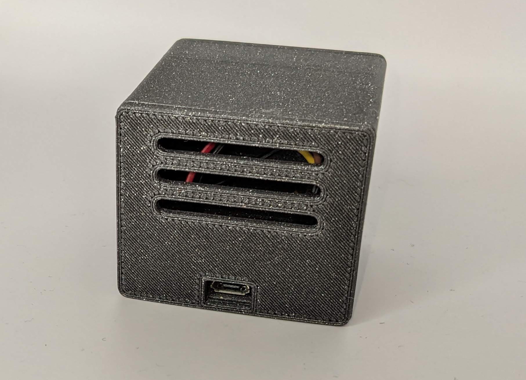 OLED + D1 Mini case by Marcel V | Download free STL model | Printables.com